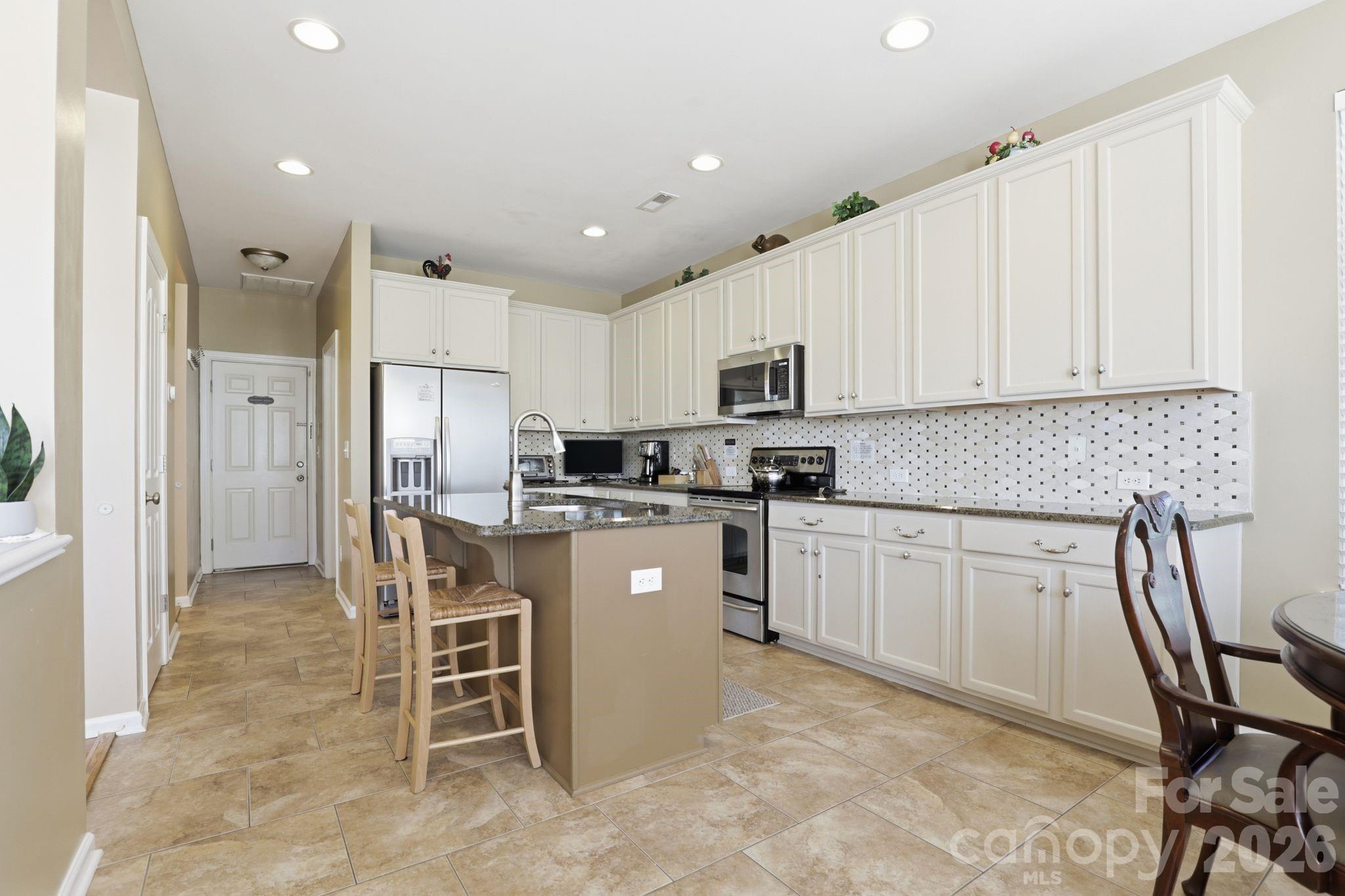 10122 Whiteburn Court, Charlotte, NC - photo 17 of 44