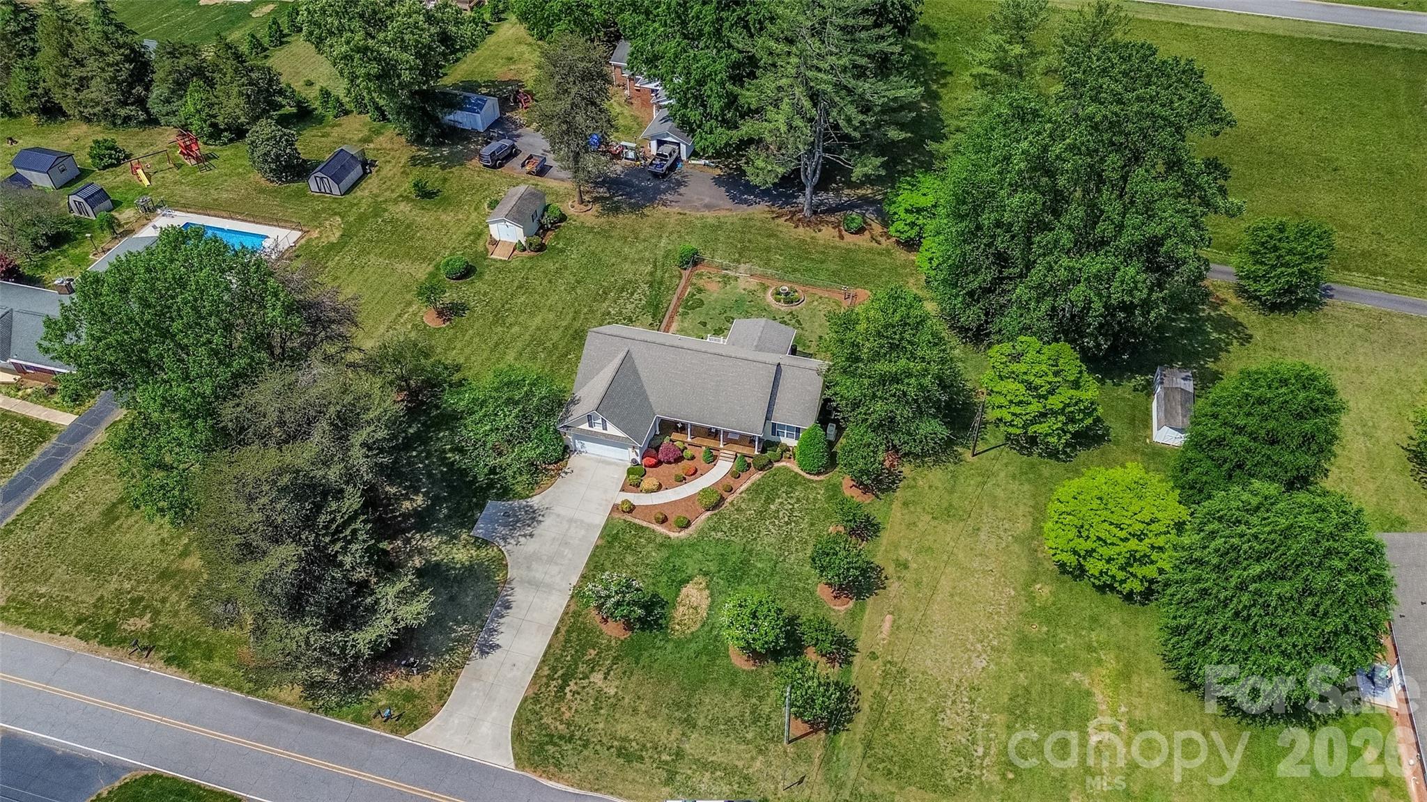 Photo 3 of 183 Devon Lane, Statesville, NC