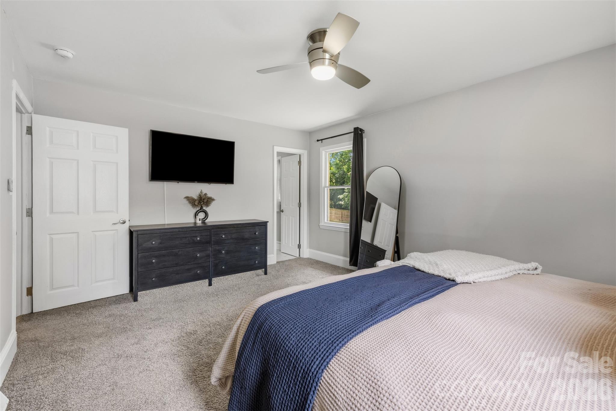 Photo 10 of 224 Sturbridge Drive, Charlotte, NC