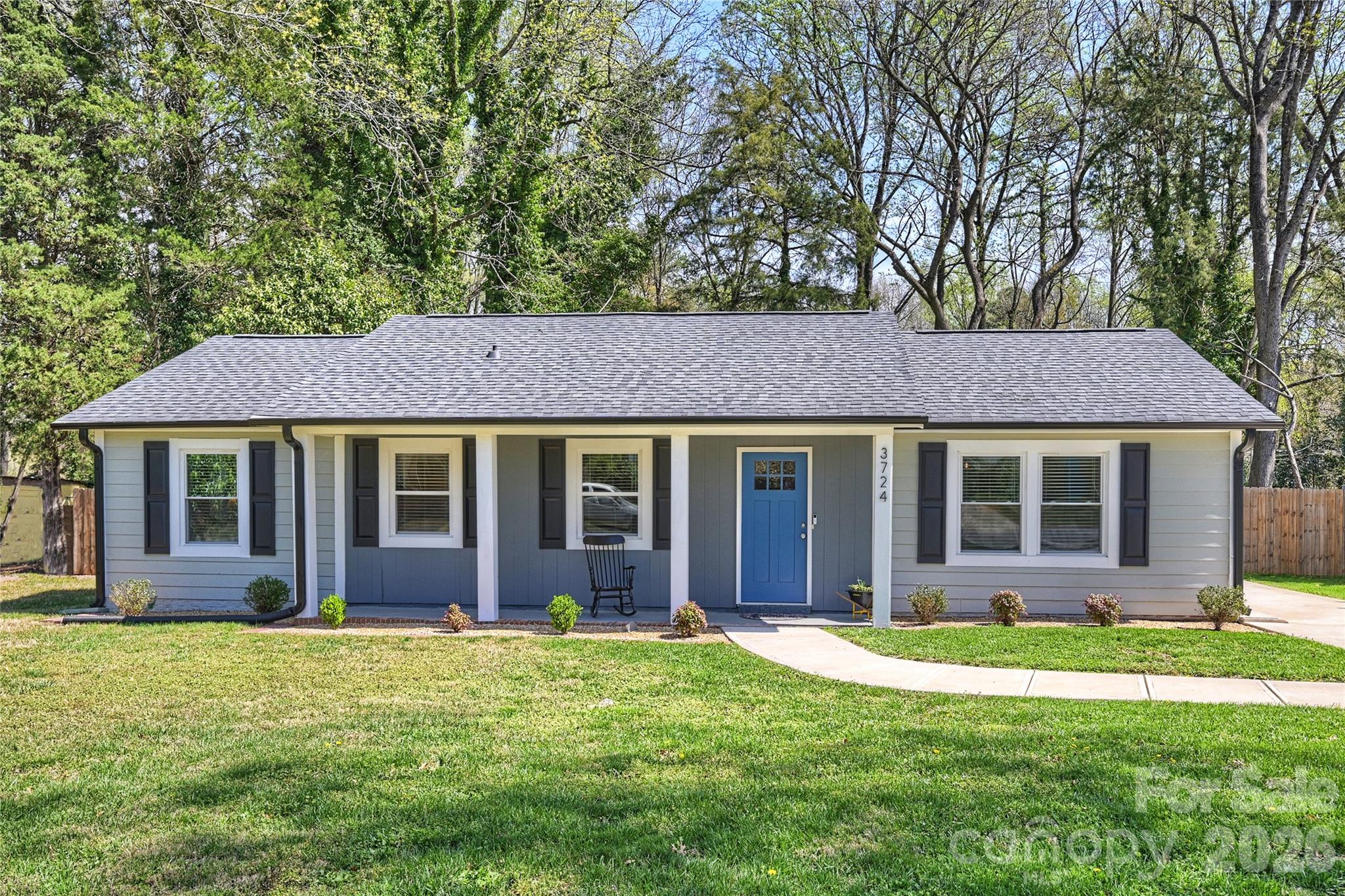 Home for sale at 3724 Cobbleridge Drive, Charlotte, NC — photo 1 of 44