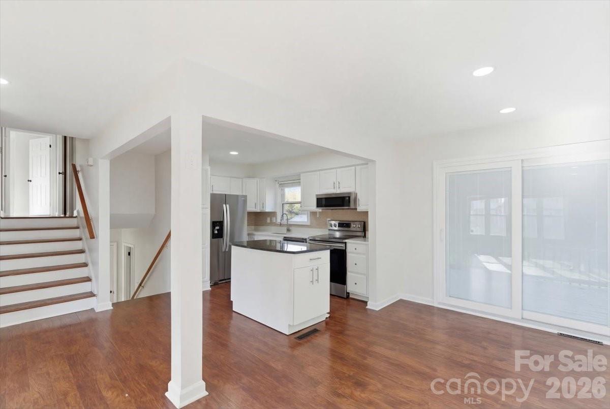 Photo 8 of 5810 Red Carriage Lane, Charlotte, NC