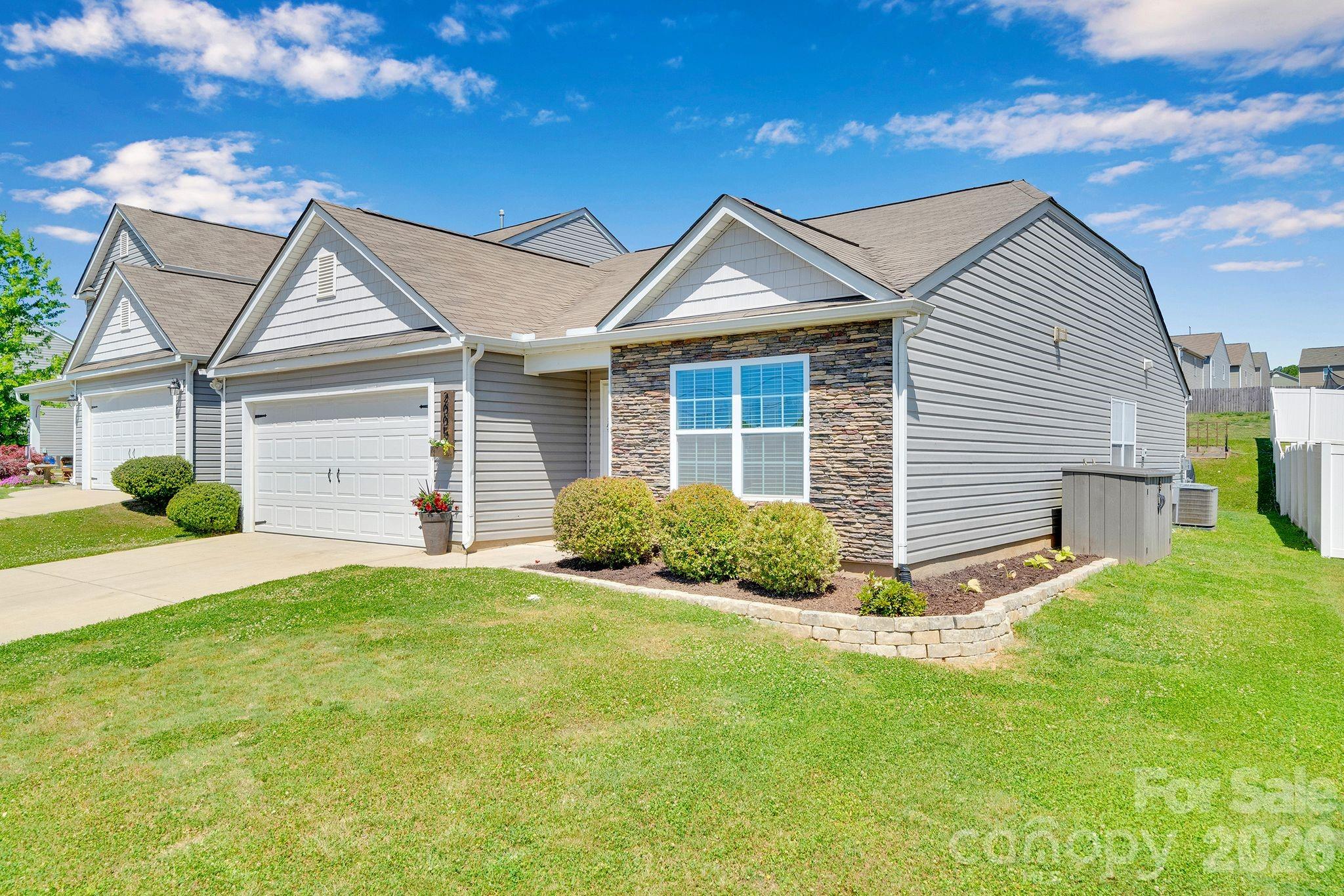 2006 Greenbrook Trail, Dallas, NC