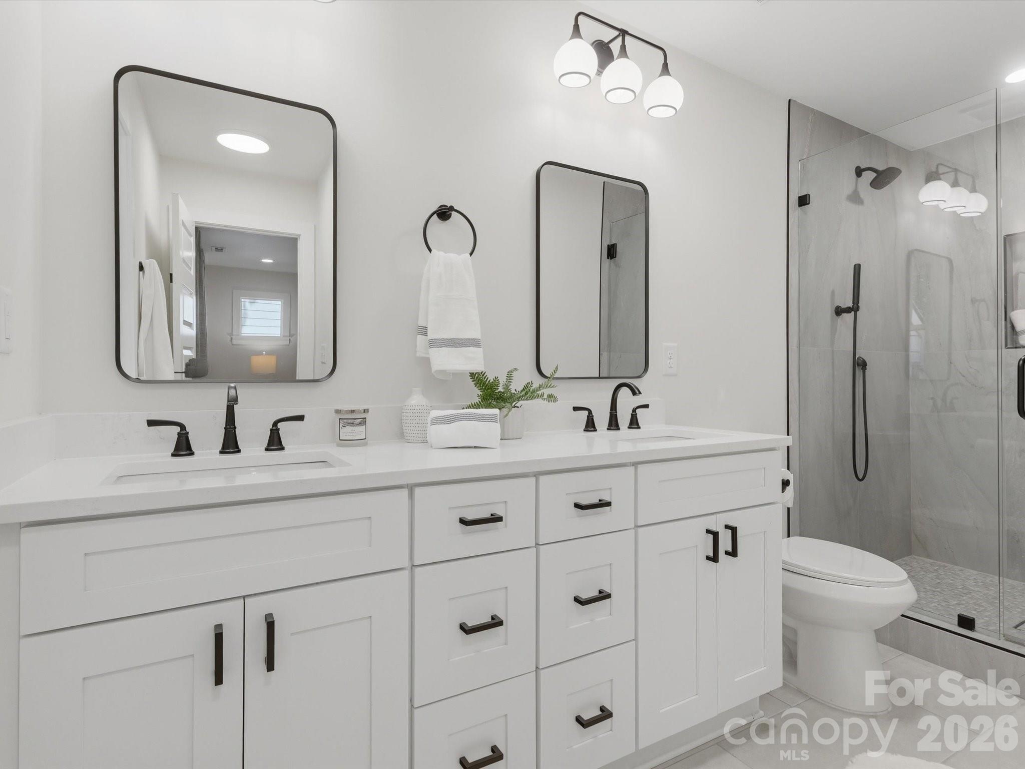 Photo 19 of 1611 E Barden Road, Charlotte, NC