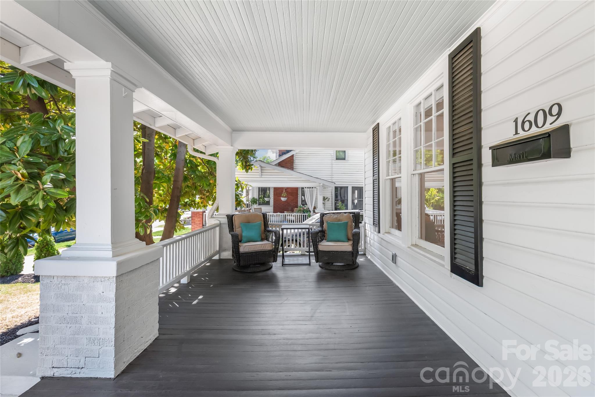 1609 Belvedere Avenue, Charlotte, NC - photo 3 of 47