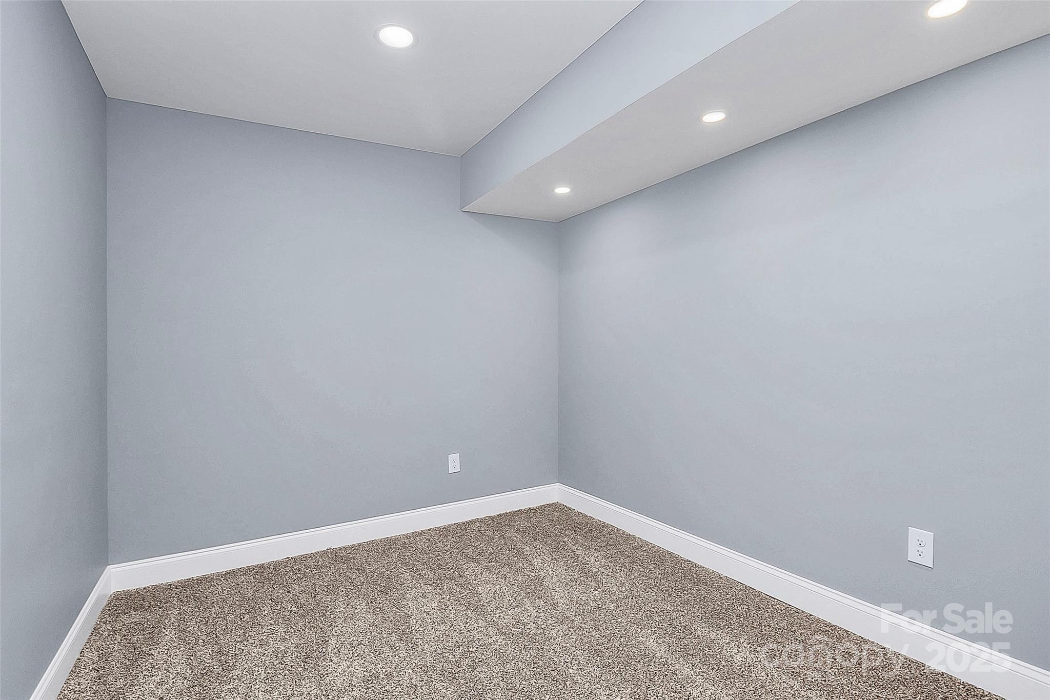 Photo 5 of 6519 Pargo Road, Charlotte, NC