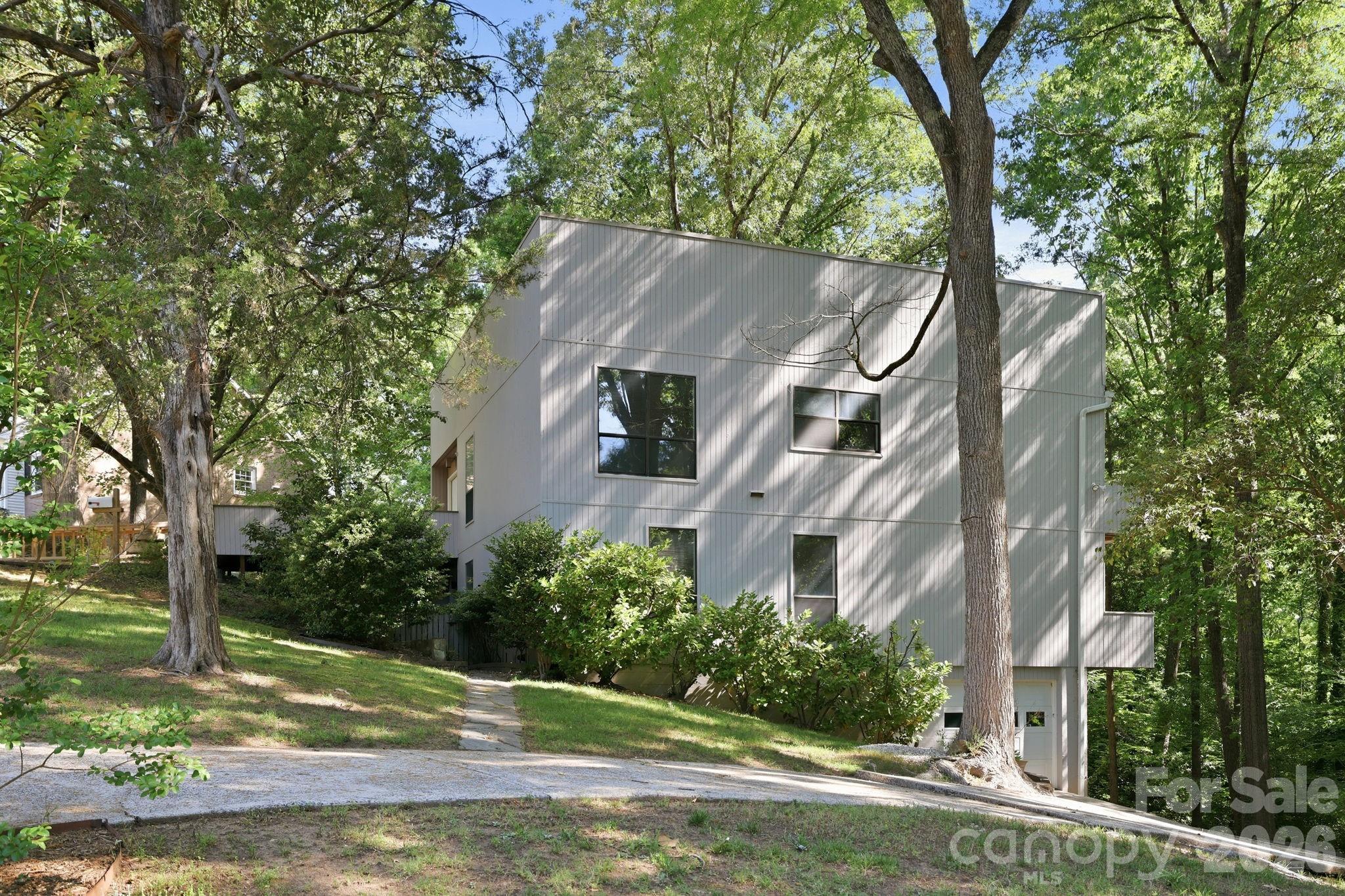 3423 Tinkerbell Lane, Charlotte, NC