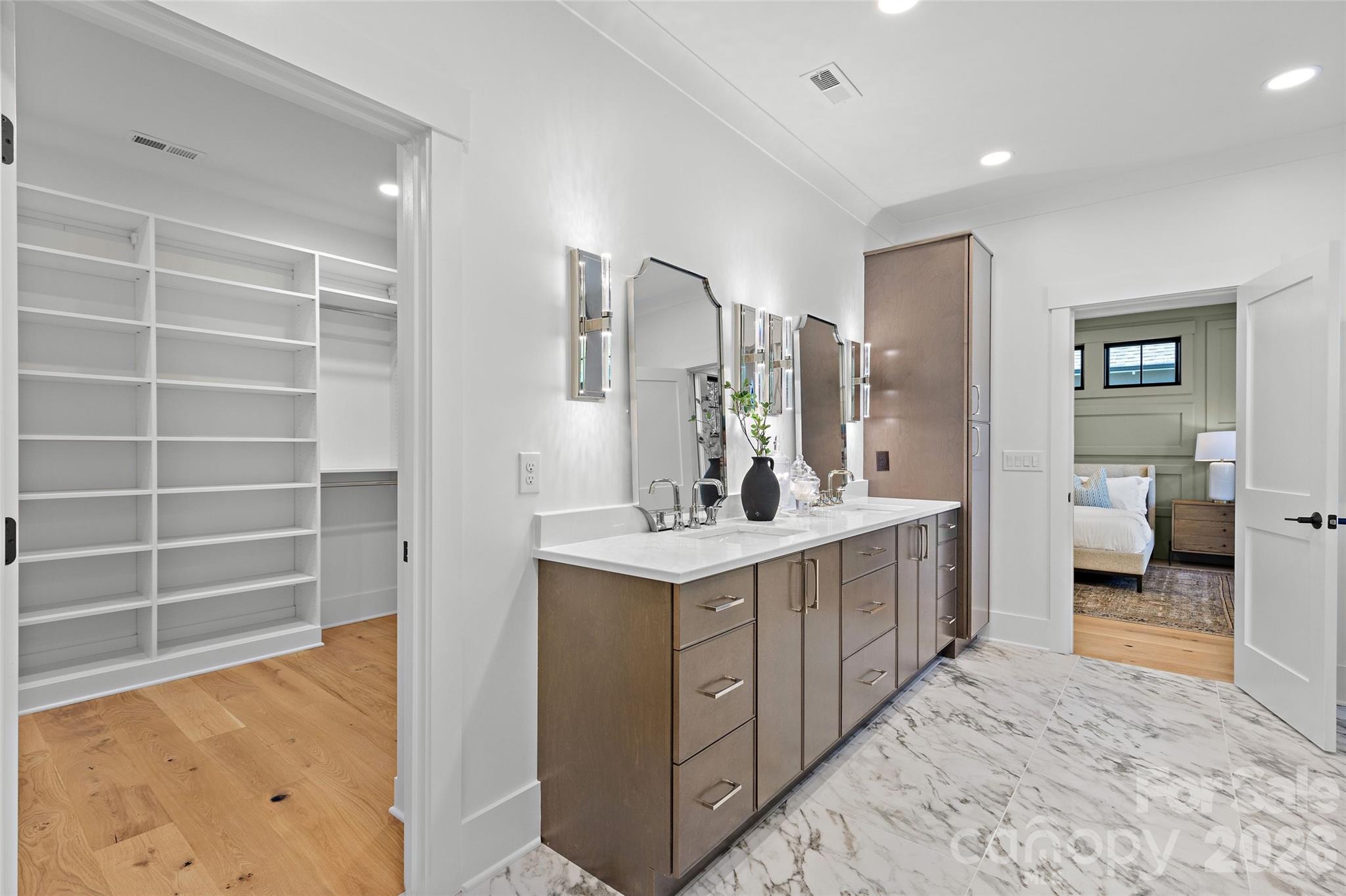 Photo 32 of 2425 Lola Avenue, Charlotte, NC