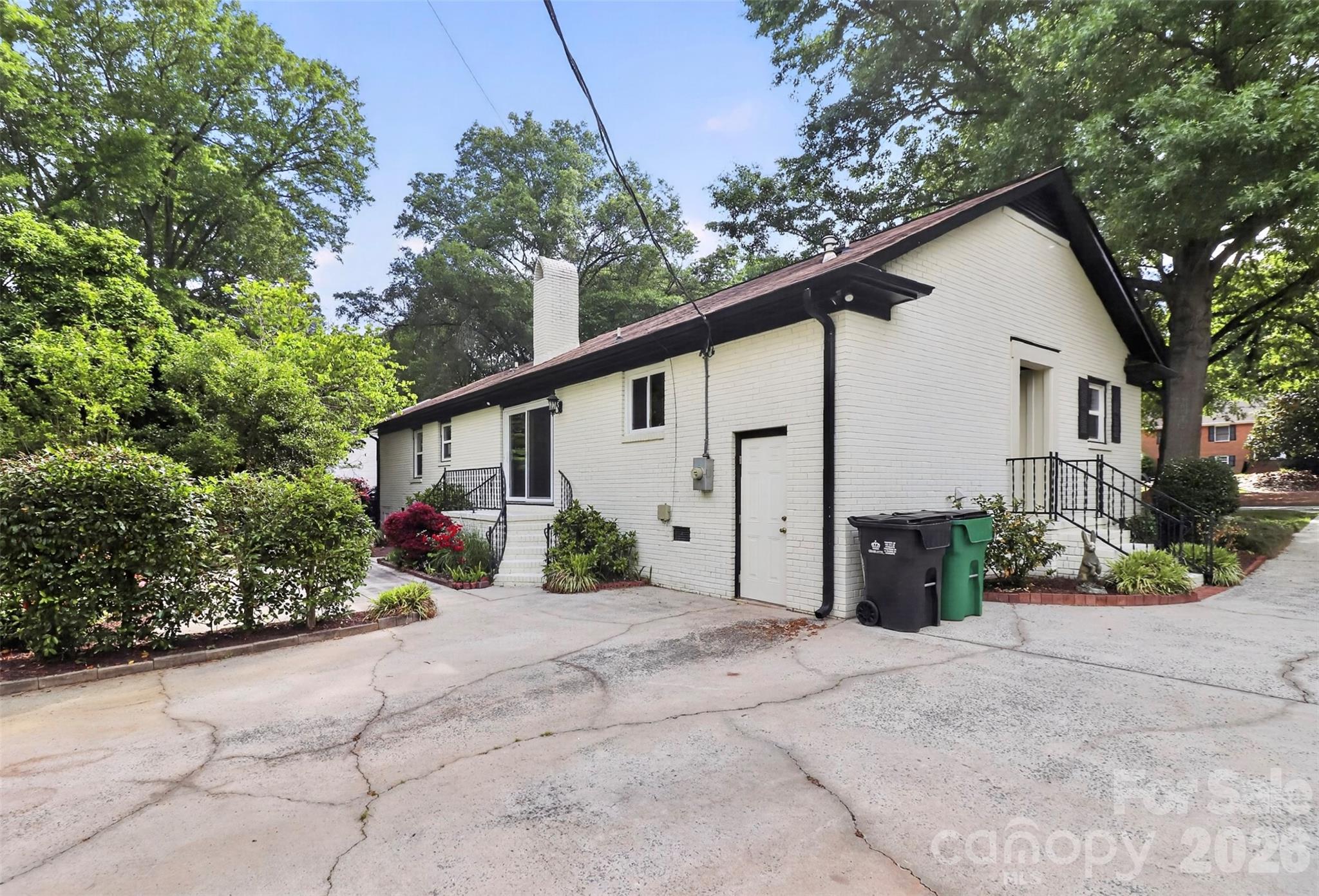 Photo 33 of 6632 Lancer Drive, Charlotte, NC