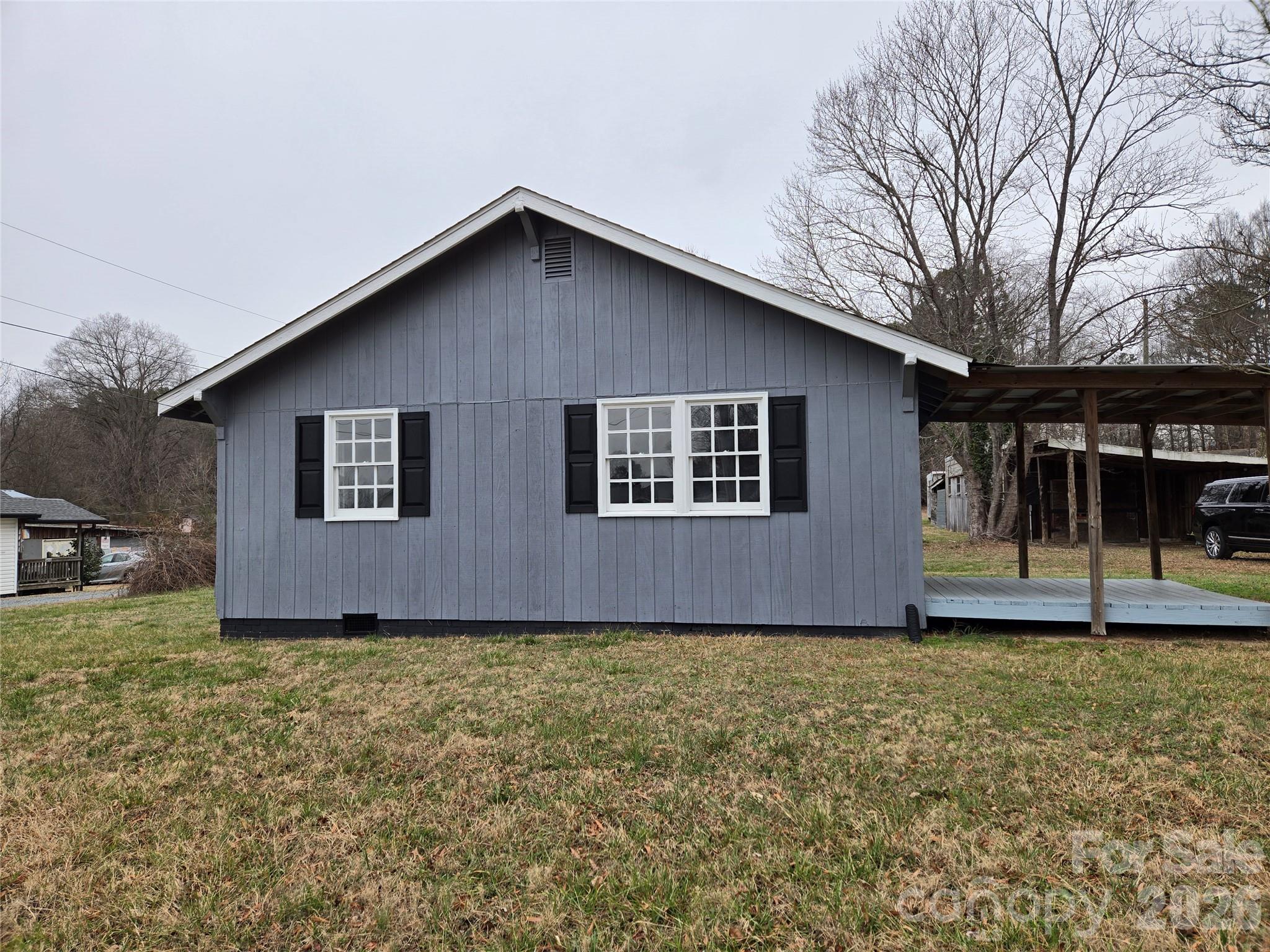 915 Chapel Street, Landis, NC - photo 3 of 19