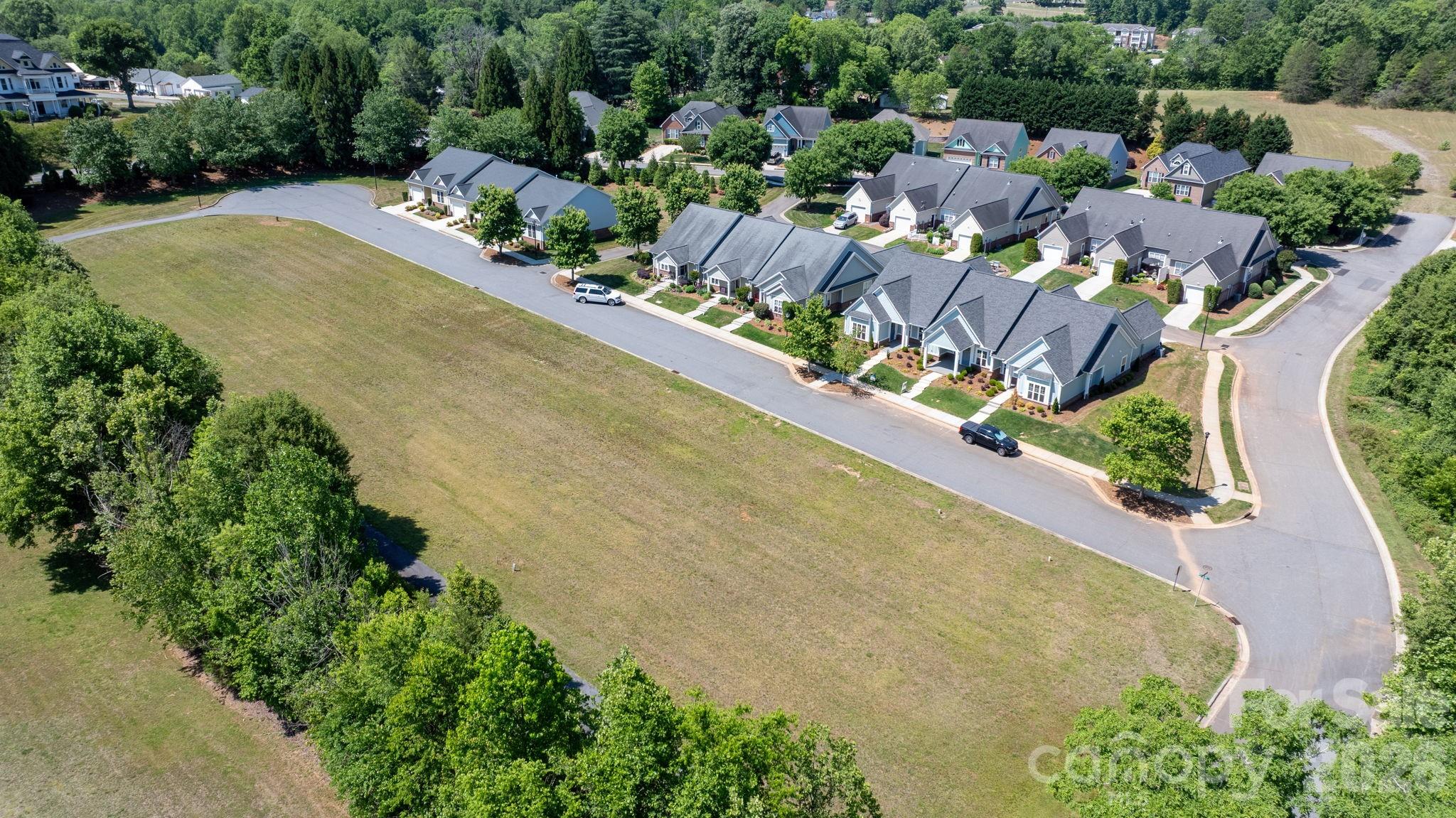202 Ivy Court, Morganton, NC - photo 10 of 25