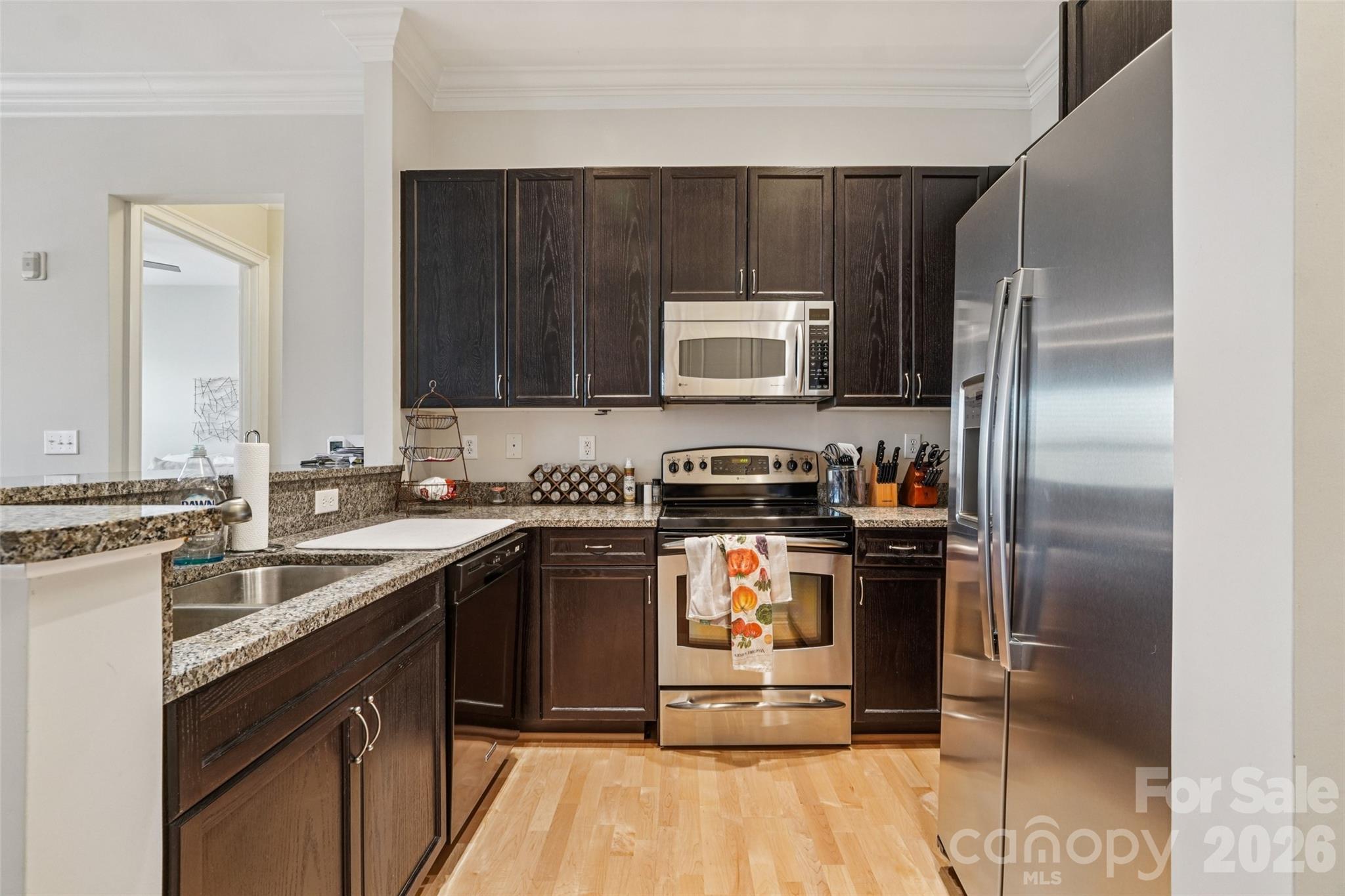 Photo 10 of 2952 Selwyn Avenue203, Charlotte, NC