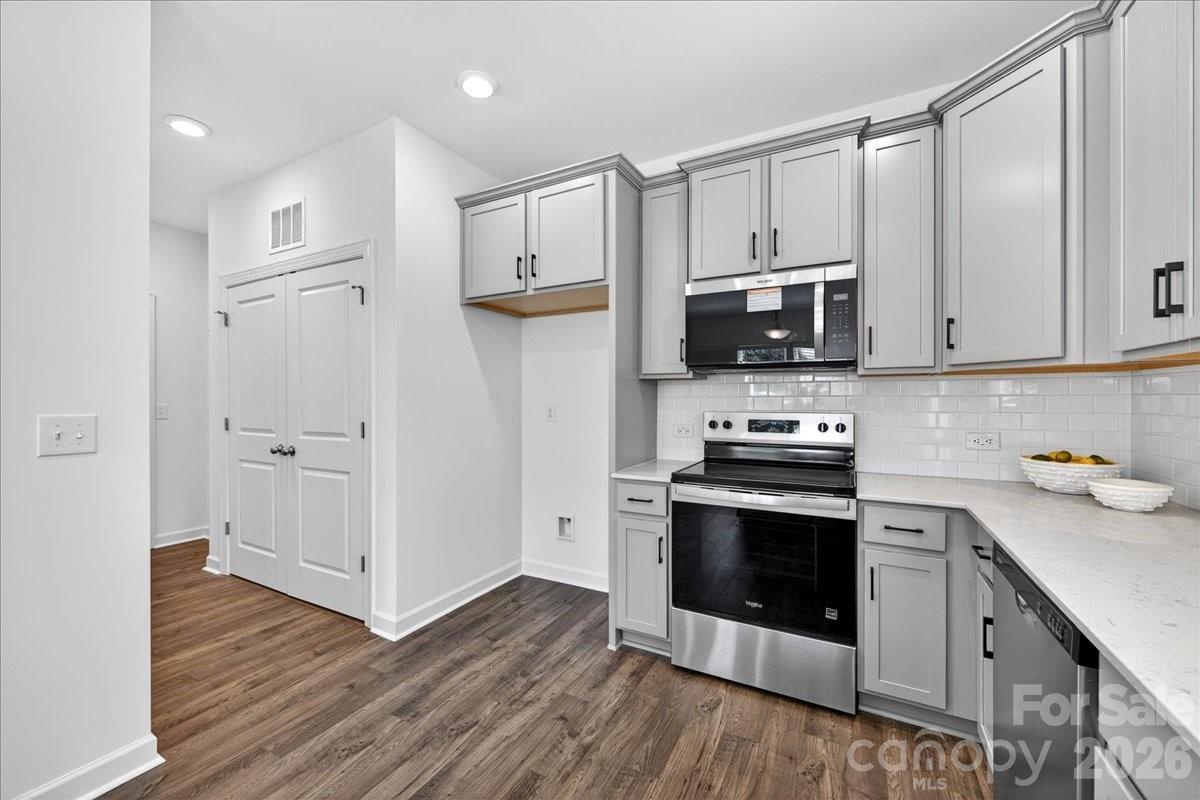 2028 Mandarin Boulevard, Charlotte, NC - photo 16 of 31