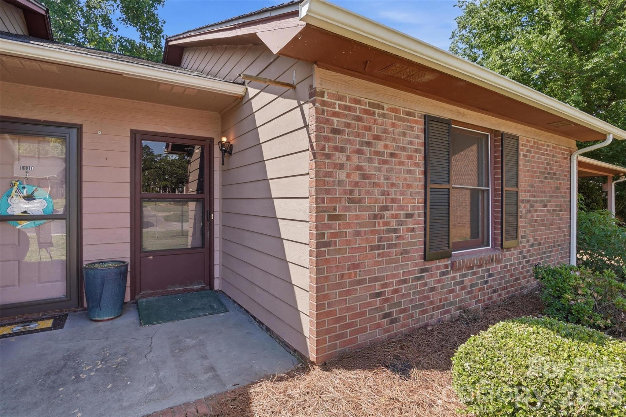 141 Glenwood DriveE, Rock Hill, SC - photo 4 of 26