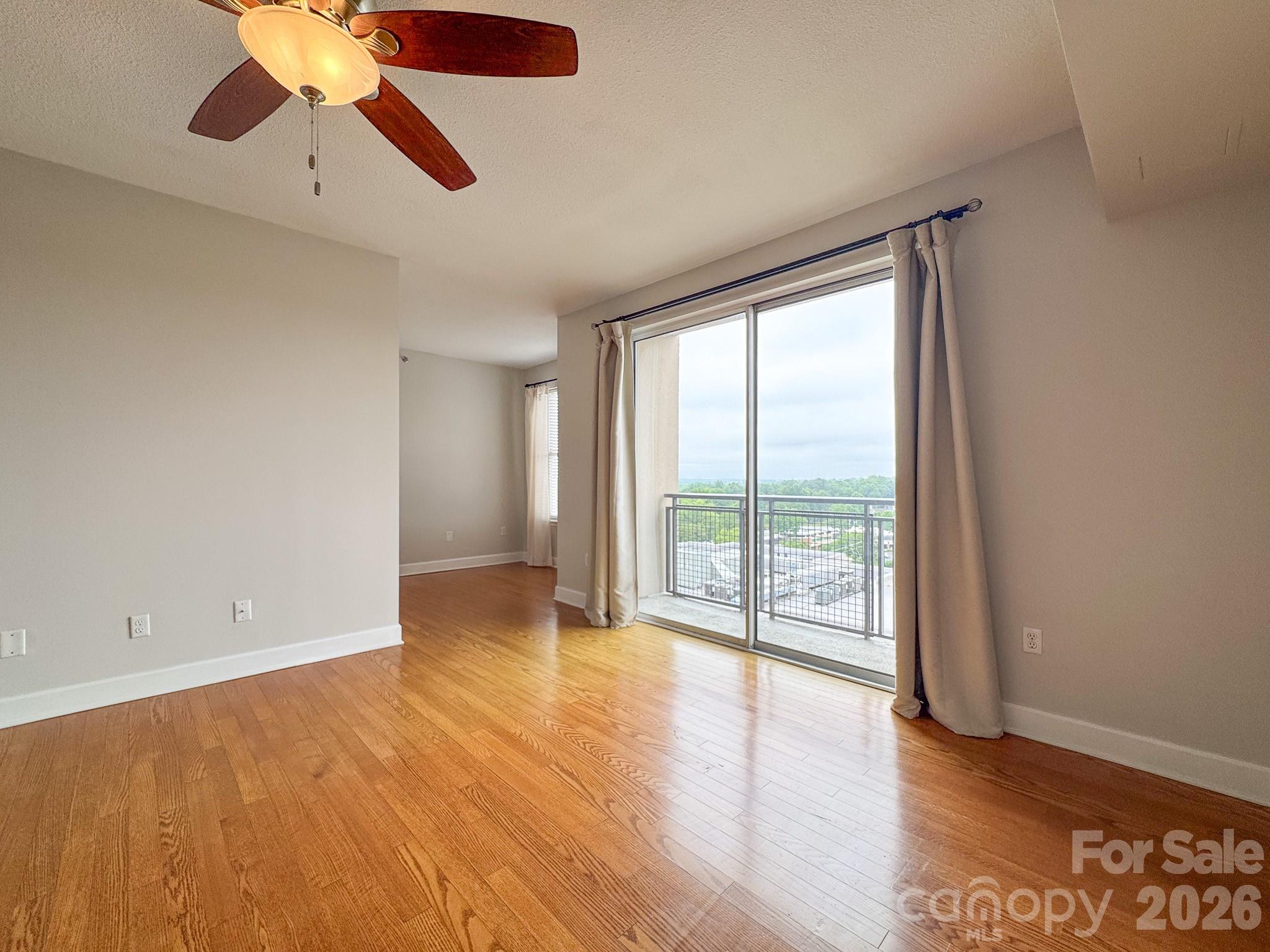 Photo 10 of 1315 East Boulevard814, Charlotte, NC