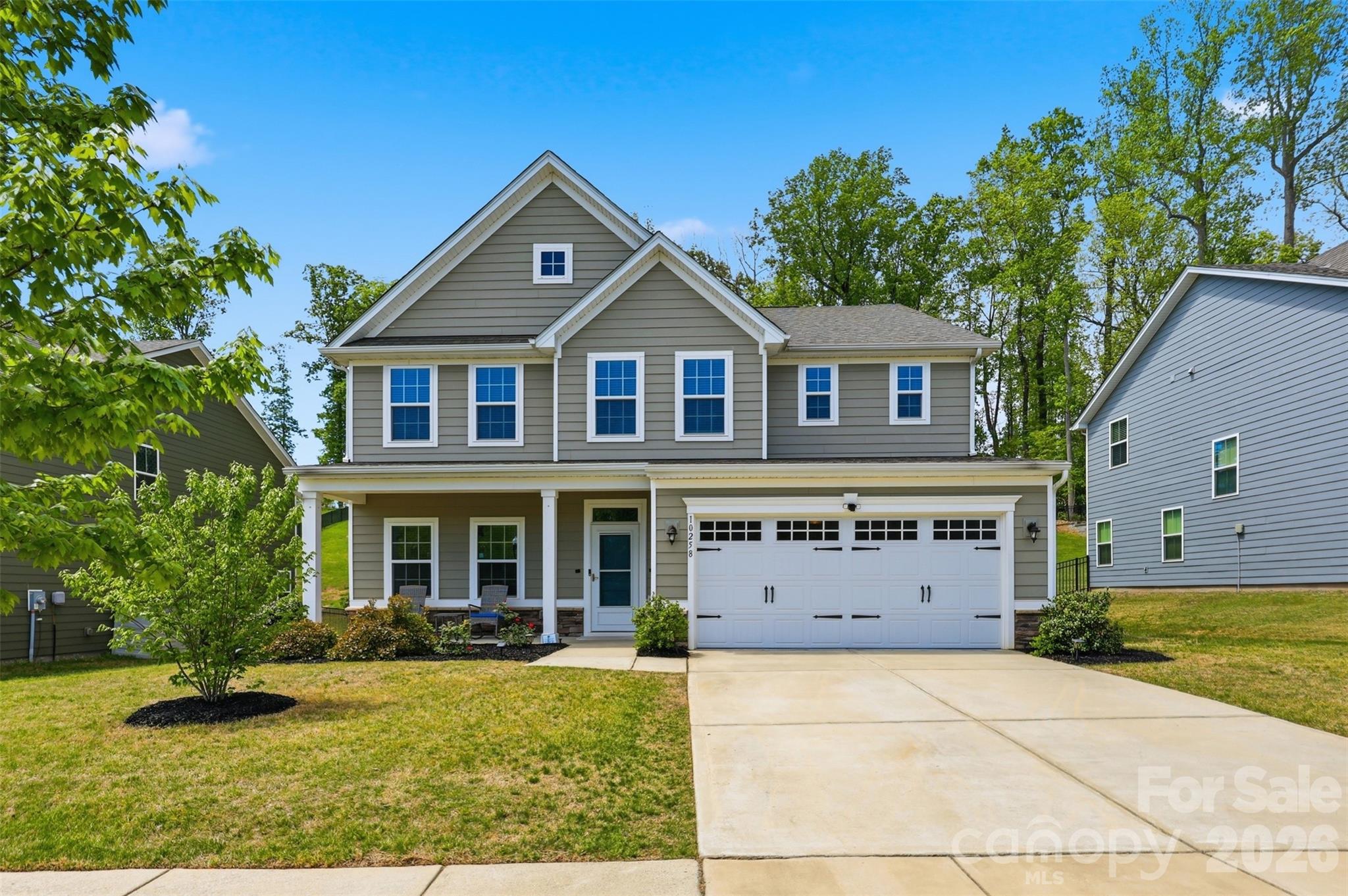 Photo 3 of 10258 Paper Birch Drive, Charlotte, NC