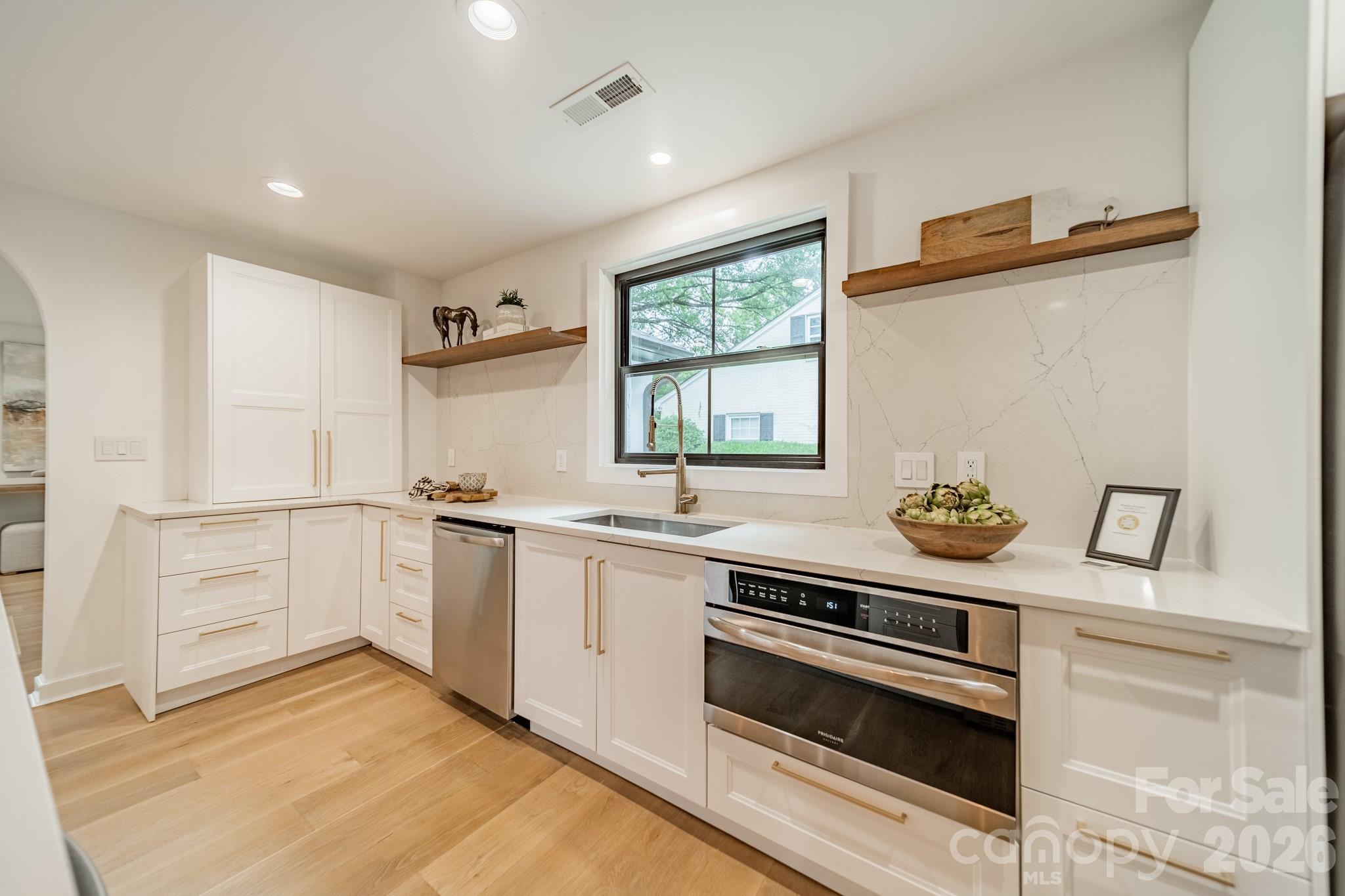 Photo 12 of 2528 Providence Road, Charlotte, NC