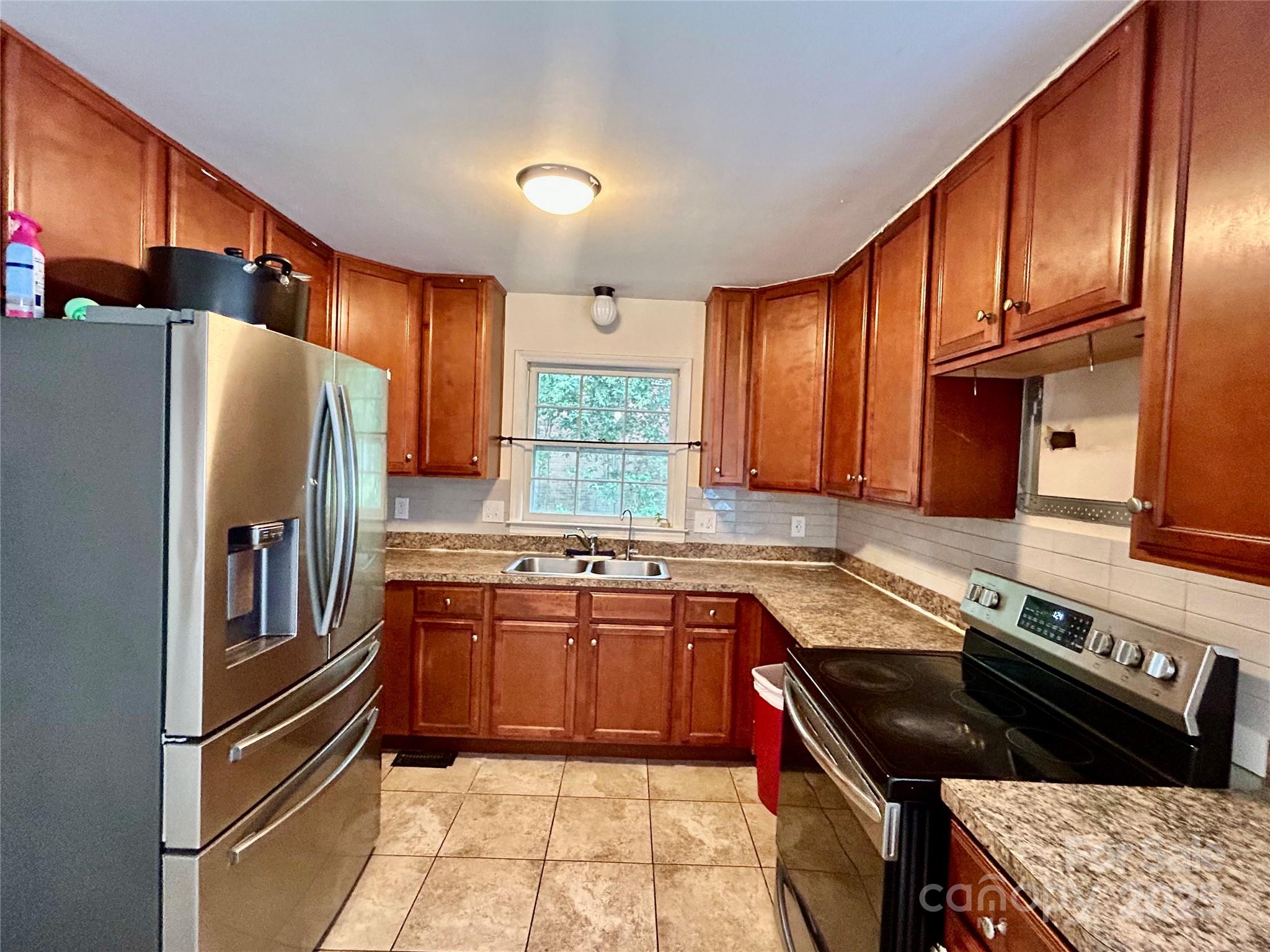 Photo 10 of 6708 Lynmont Drive, Charlotte, NC