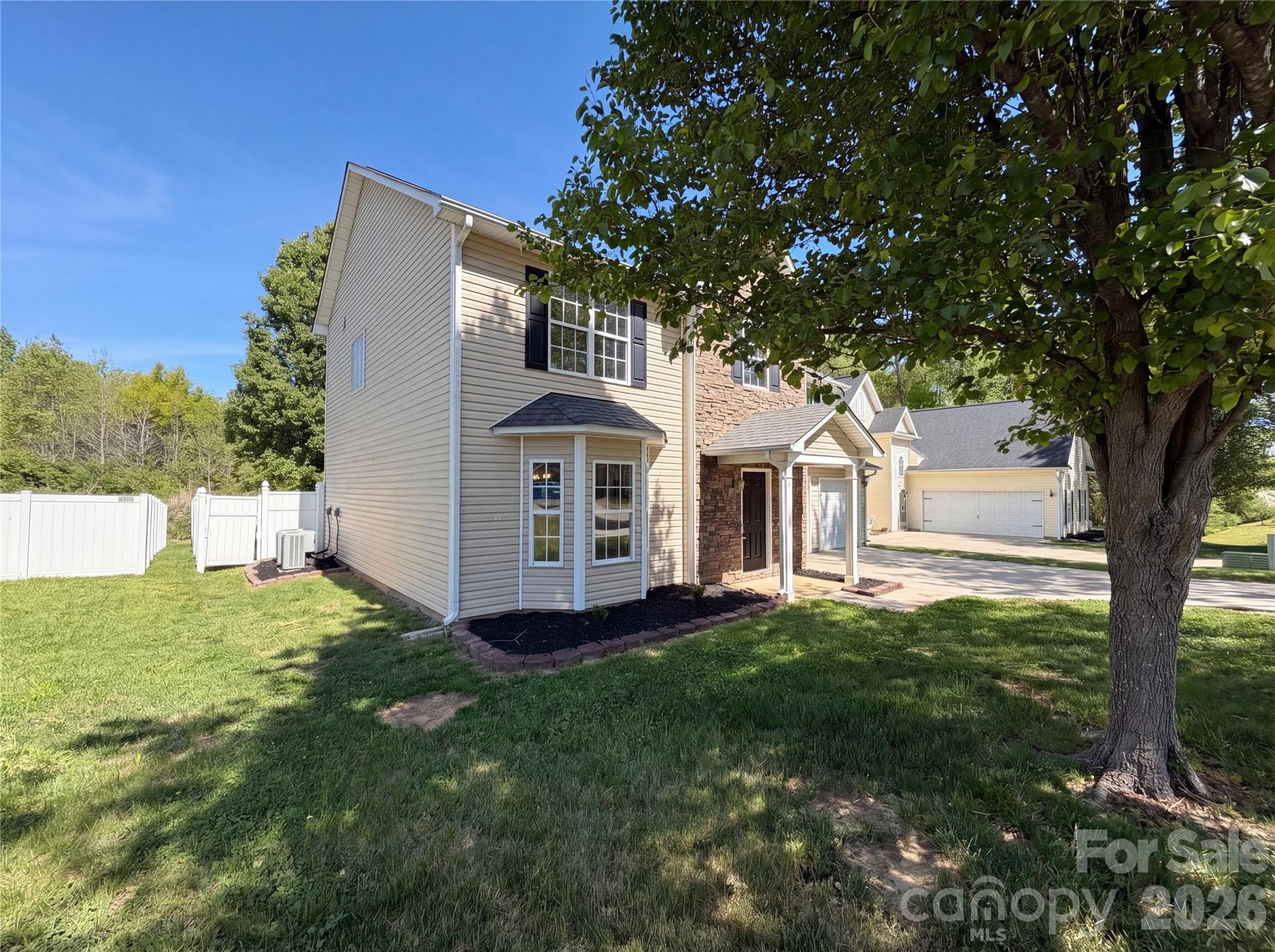Photo 3 of 8236 Chilkoot Lane, Locust, NC