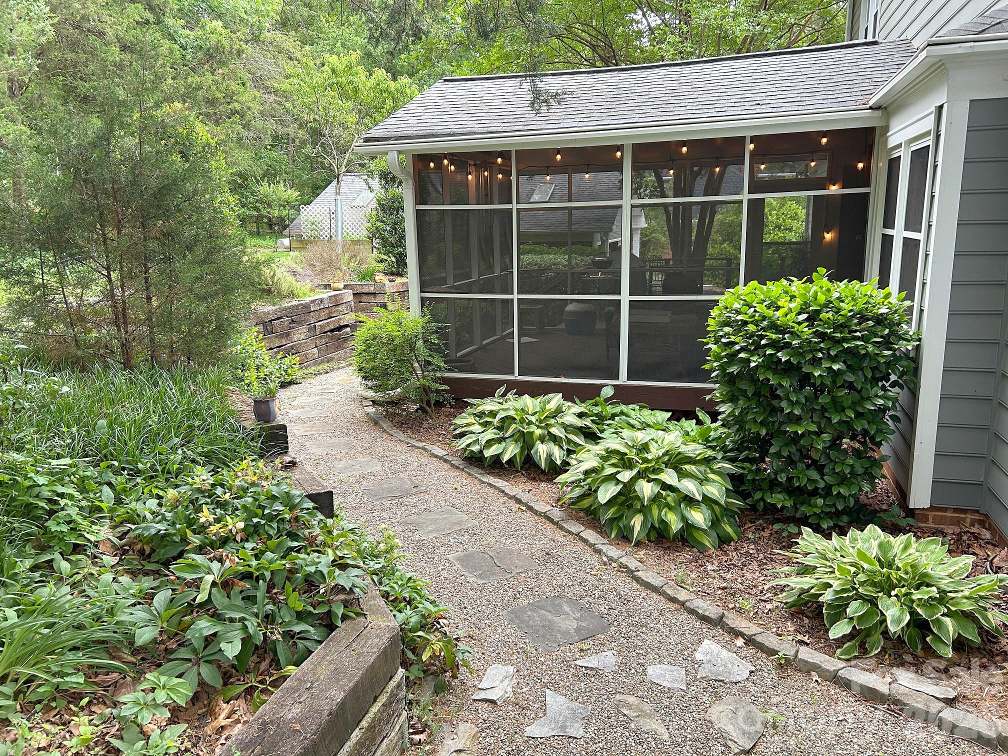 Photo 40 of 421 Sardis Lane, Charlotte, NC