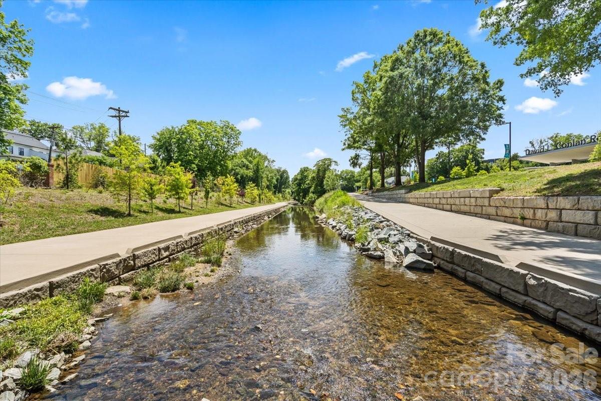Photo 36 of 1160 S Kings Drive, Charlotte, NC