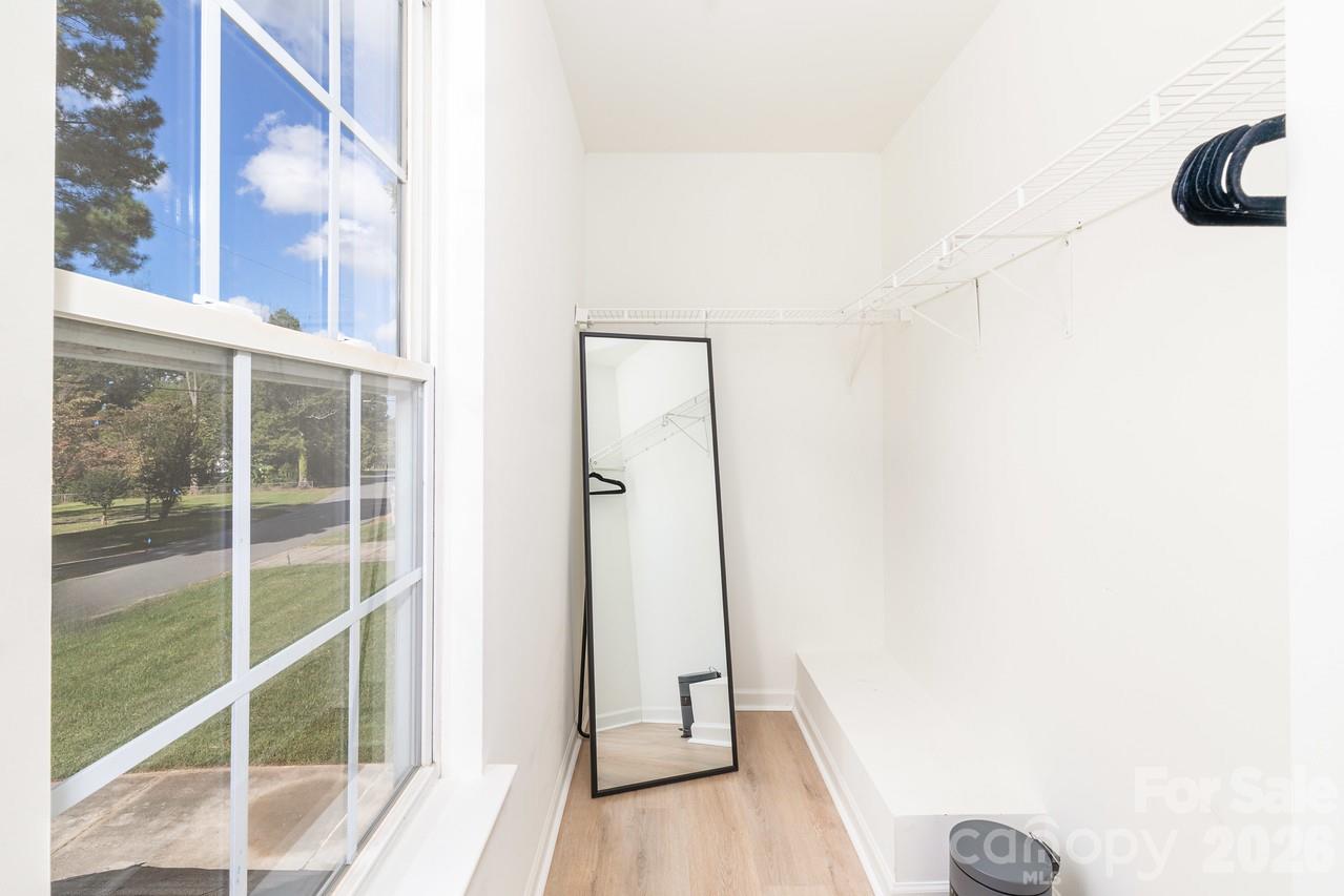 Photo 19 of 5229 Tarrywood Lane, Charlotte, NC