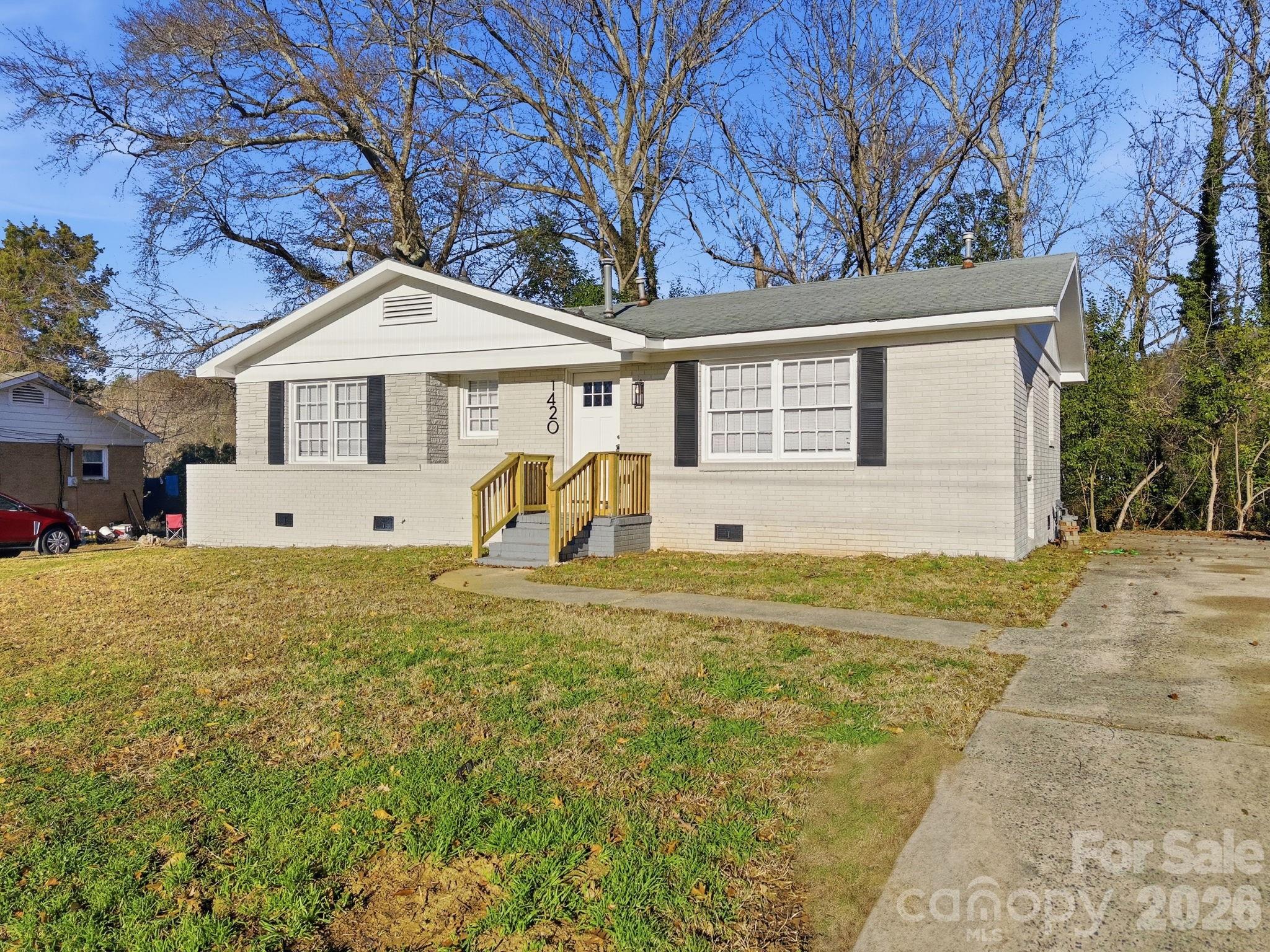 1420 Rollingwood Drive, Charlotte, NC - photo 1 of 28