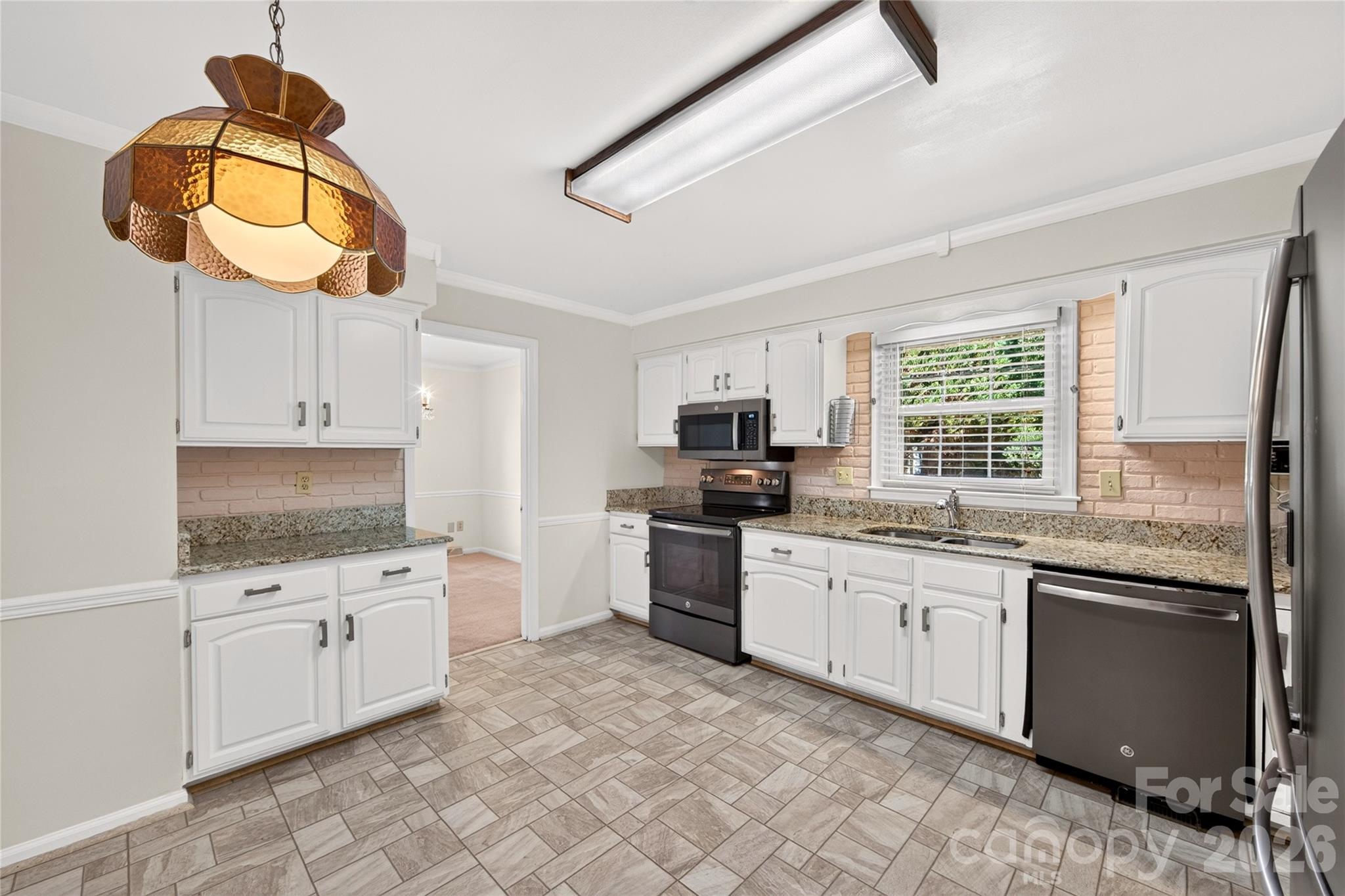 Photo 11 of 6801 Rambling Rose Drive, Charlotte, NC