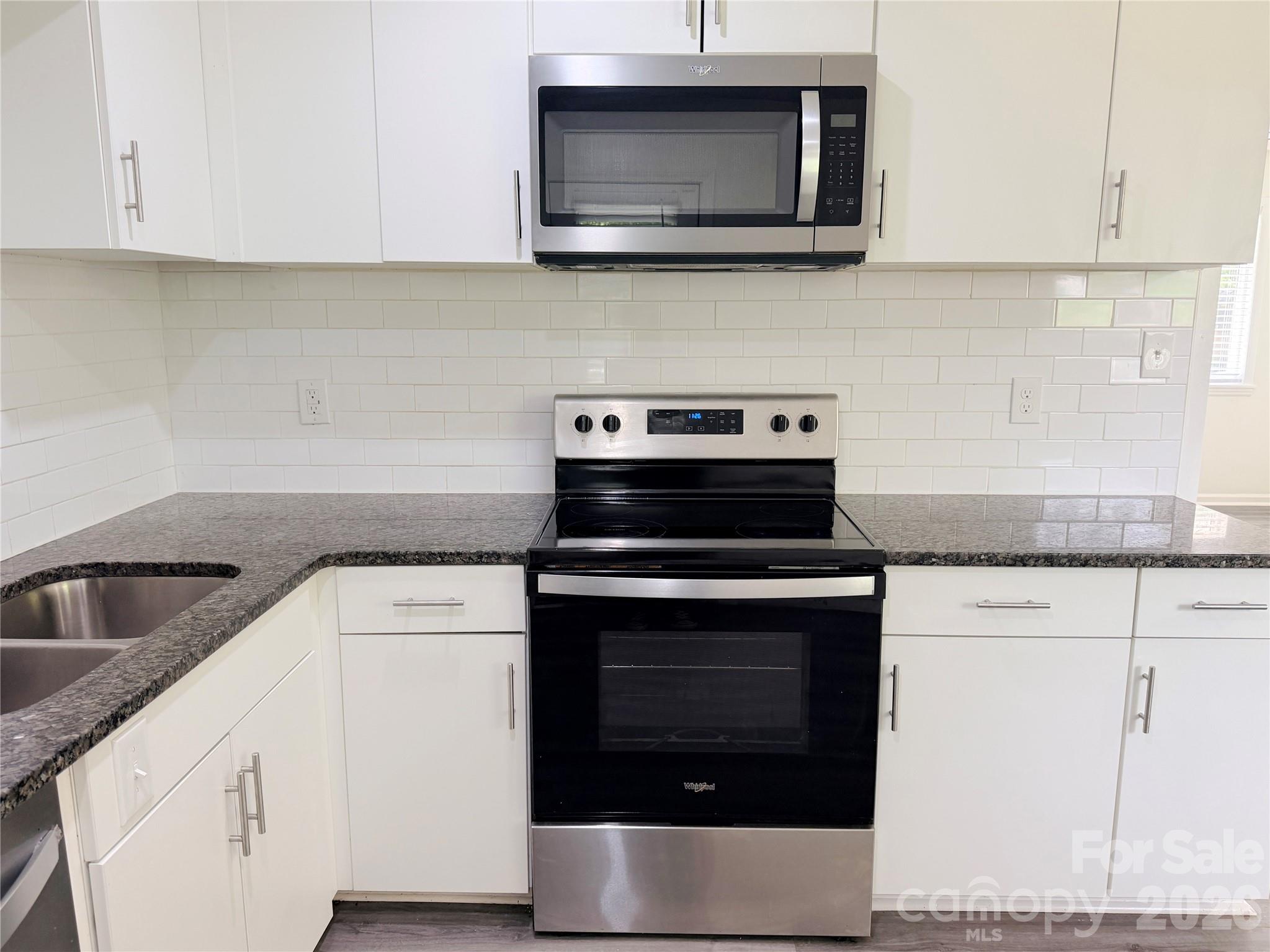 9209 Edgevale Drive, Charlotte, NC - photo 13 of 34
