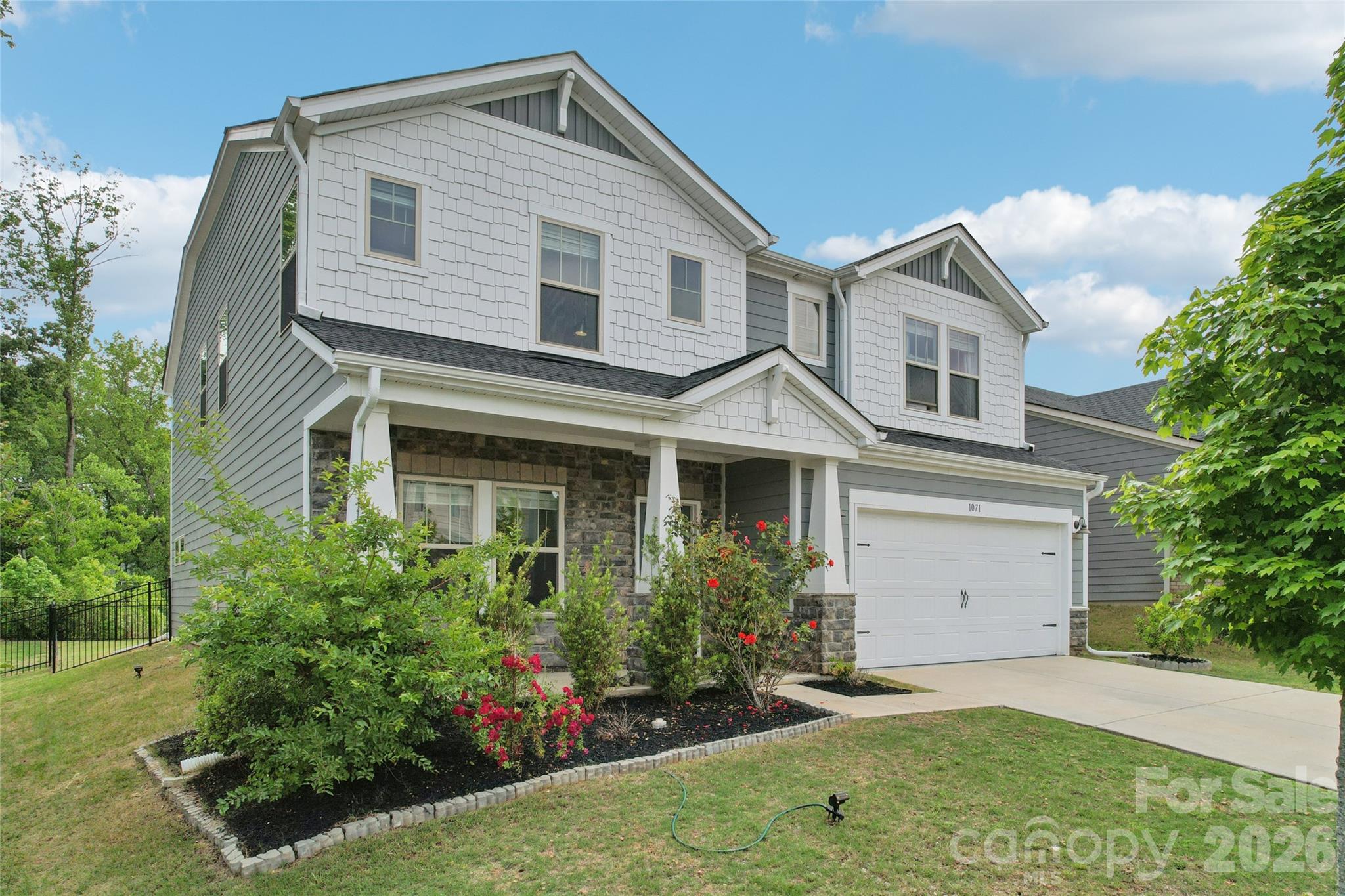 Photo 3 of 1071 Amberley Crossing Drive, Belmont, NC