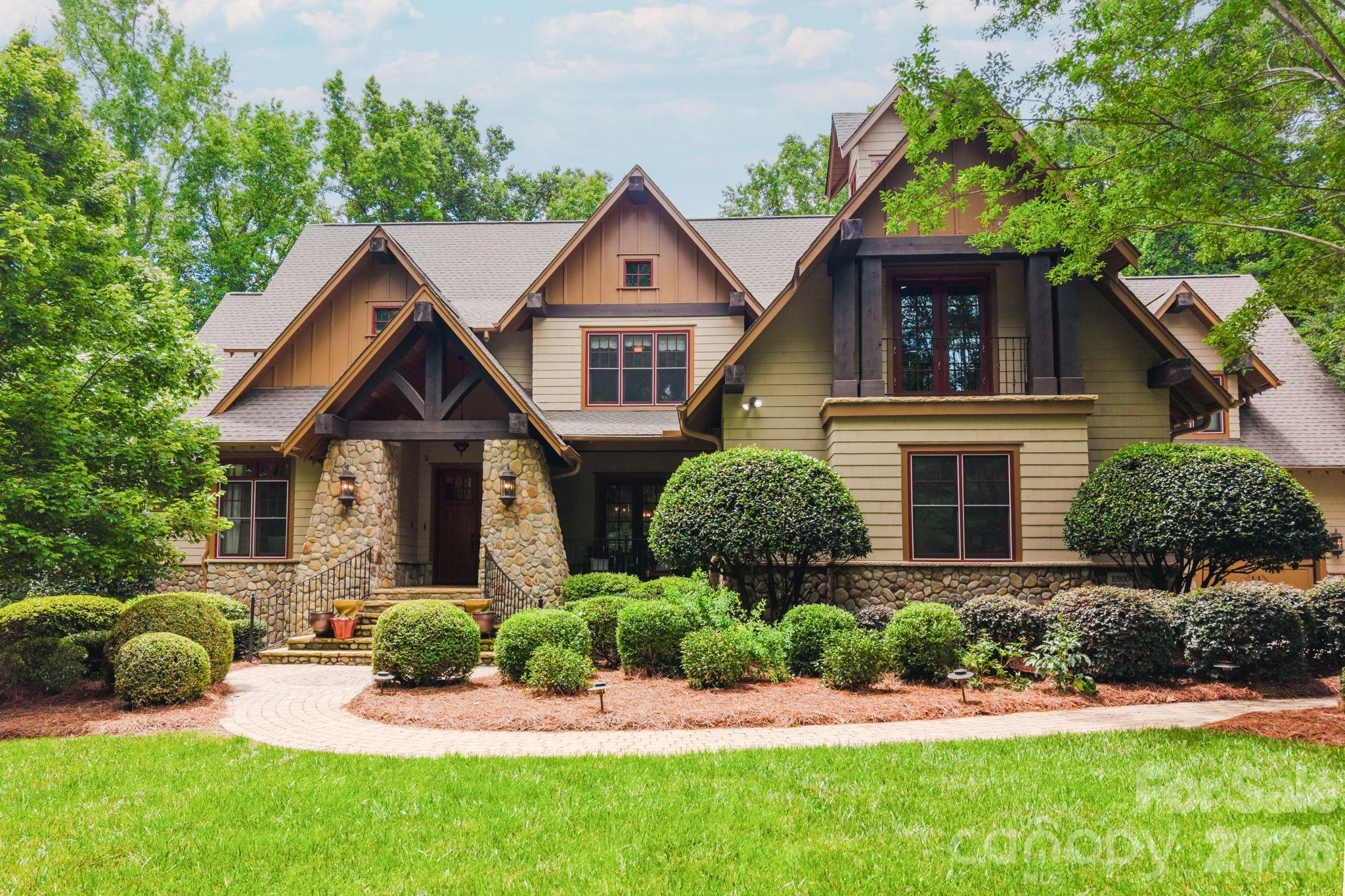 Photo 2 of 10930 Green Heron Court, Charlotte, NC