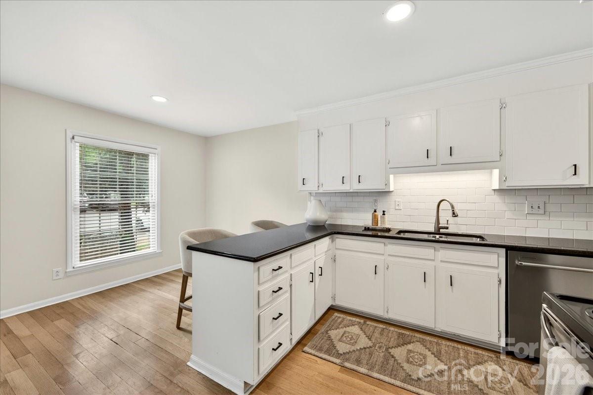 Photo 5 of 6724 Constitution Lane, Charlotte, NC