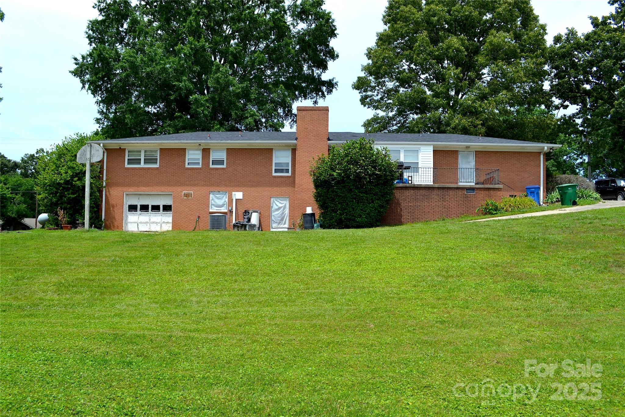 405 Wesley Heights Drive, Albemarle, NC - photo 6 of 42