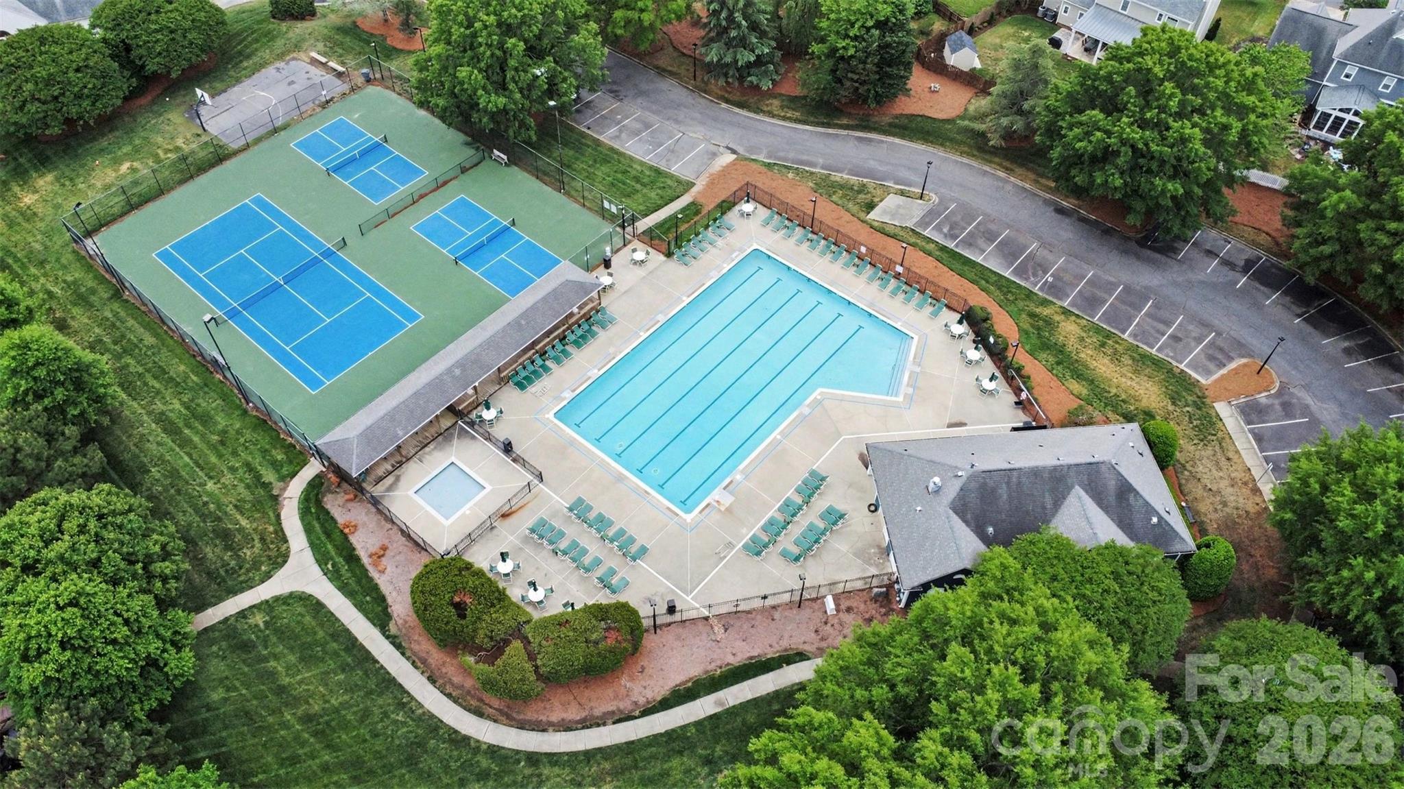 Photo 39 of 8910 Castlebay Drive, Charlotte, NC
