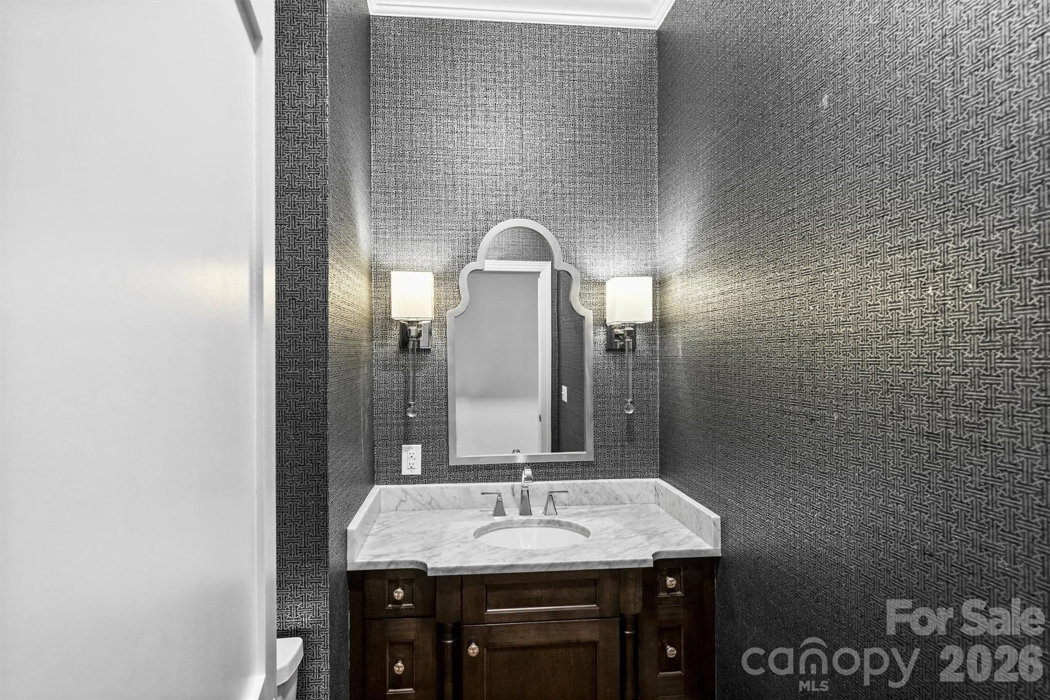 Photo 30 of 2251 Selwyn Avenue102, Charlotte, NC
