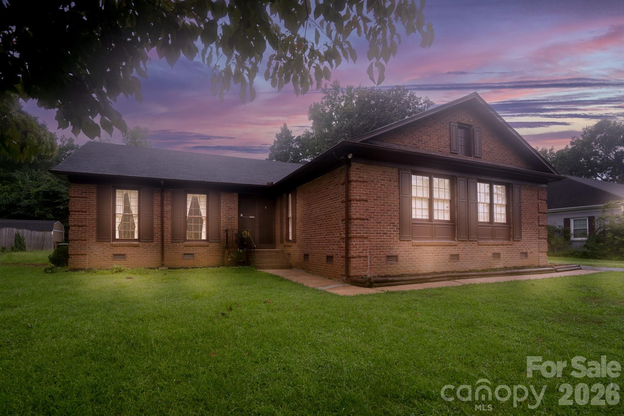 5742 faulconbridge Road, Charlotte, NC