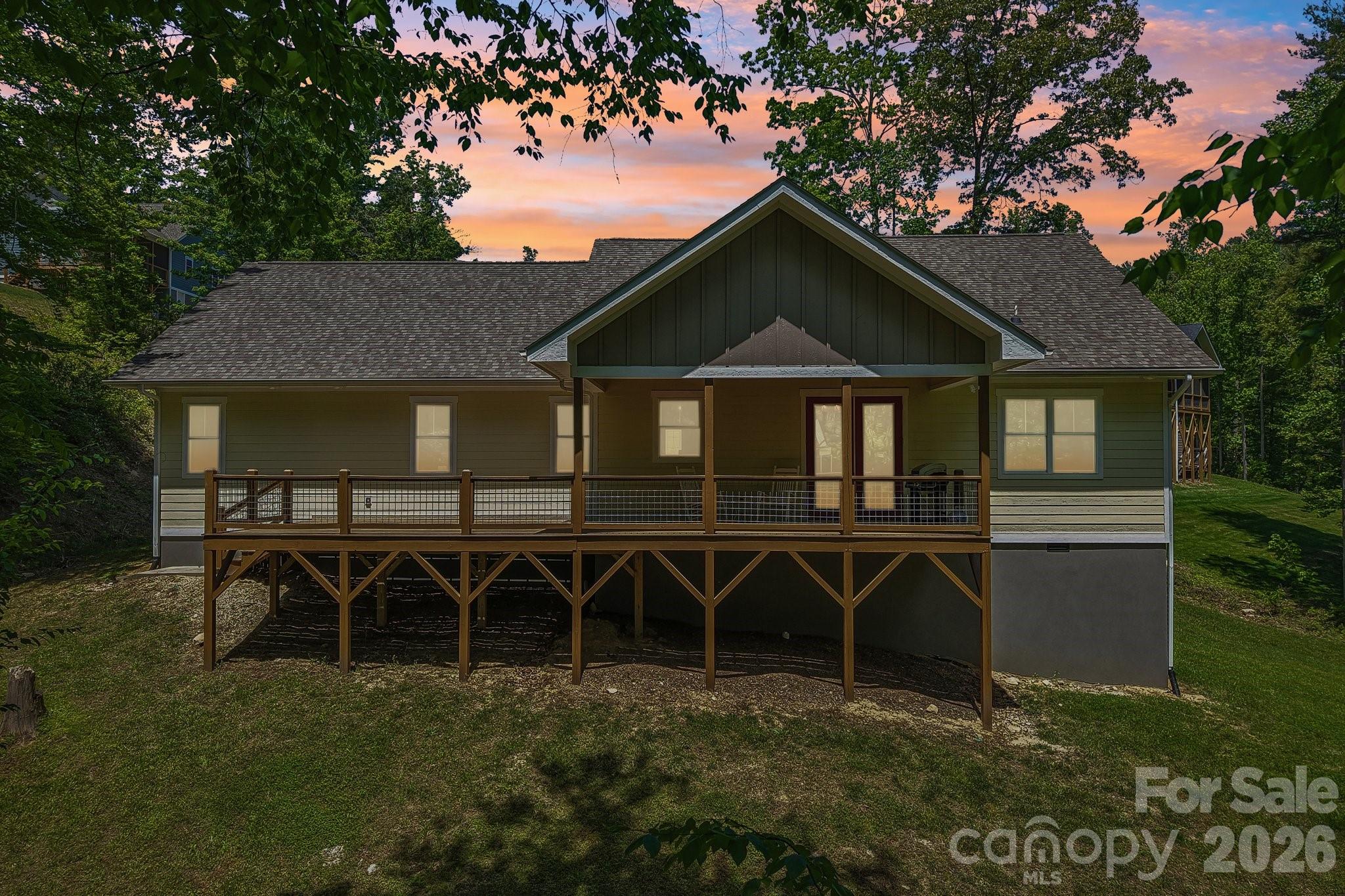 Photo 3 of 318 Cider Hill Lane, Hendersonville, NC