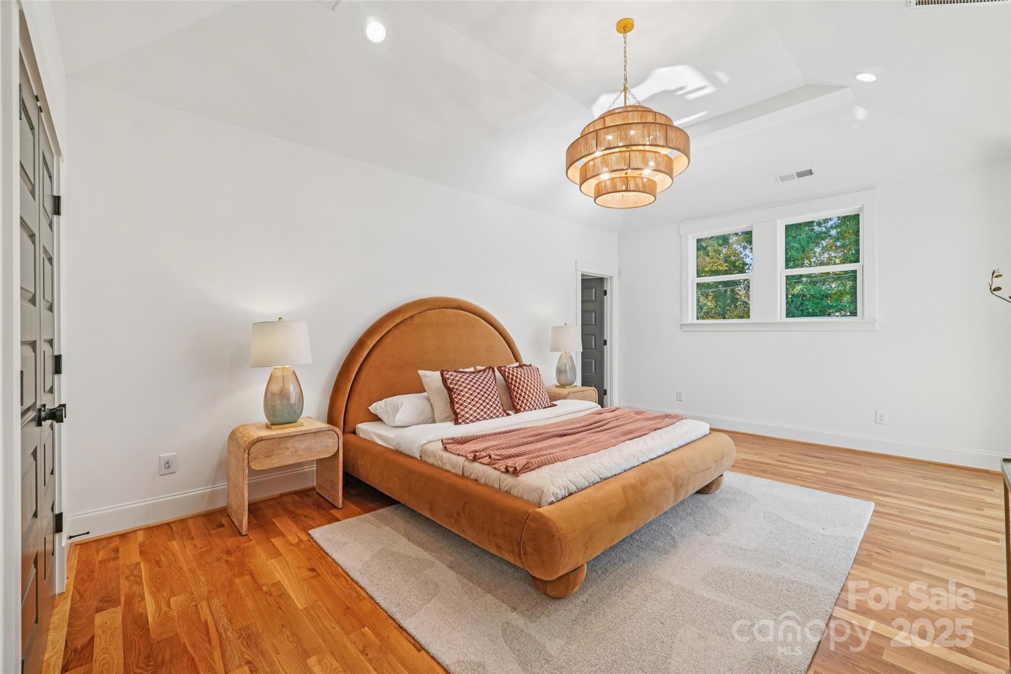 Photo 38 of 132 Sardis Lane, Charlotte, NC