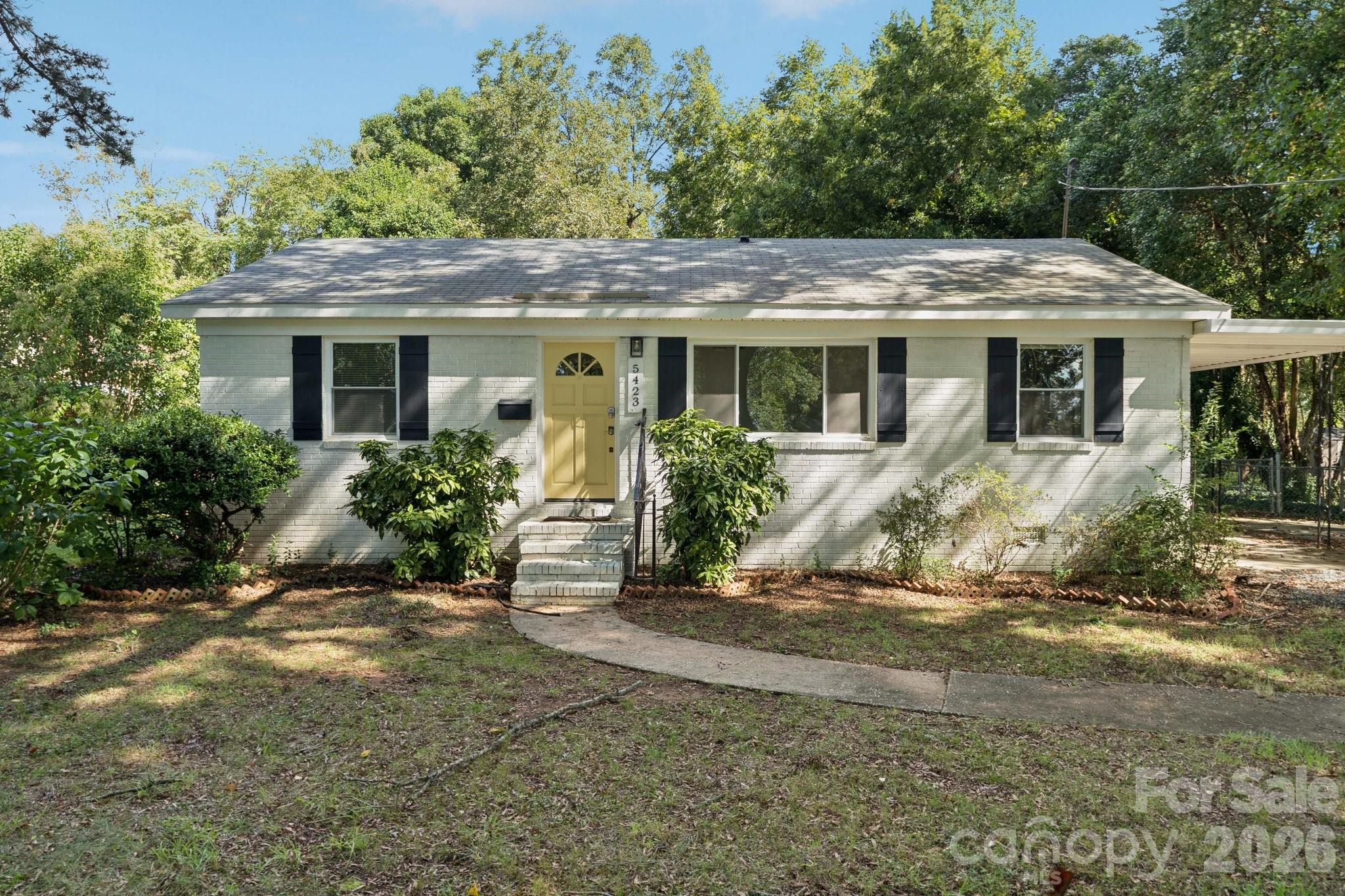 5423 Lantana Avenue, Charlotte, NC - photo 1 of 28