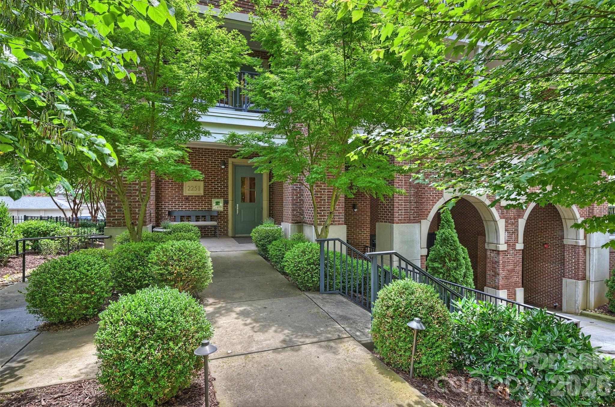 Photo 3 of 2251 Selwyn Avenue102, Charlotte, NC