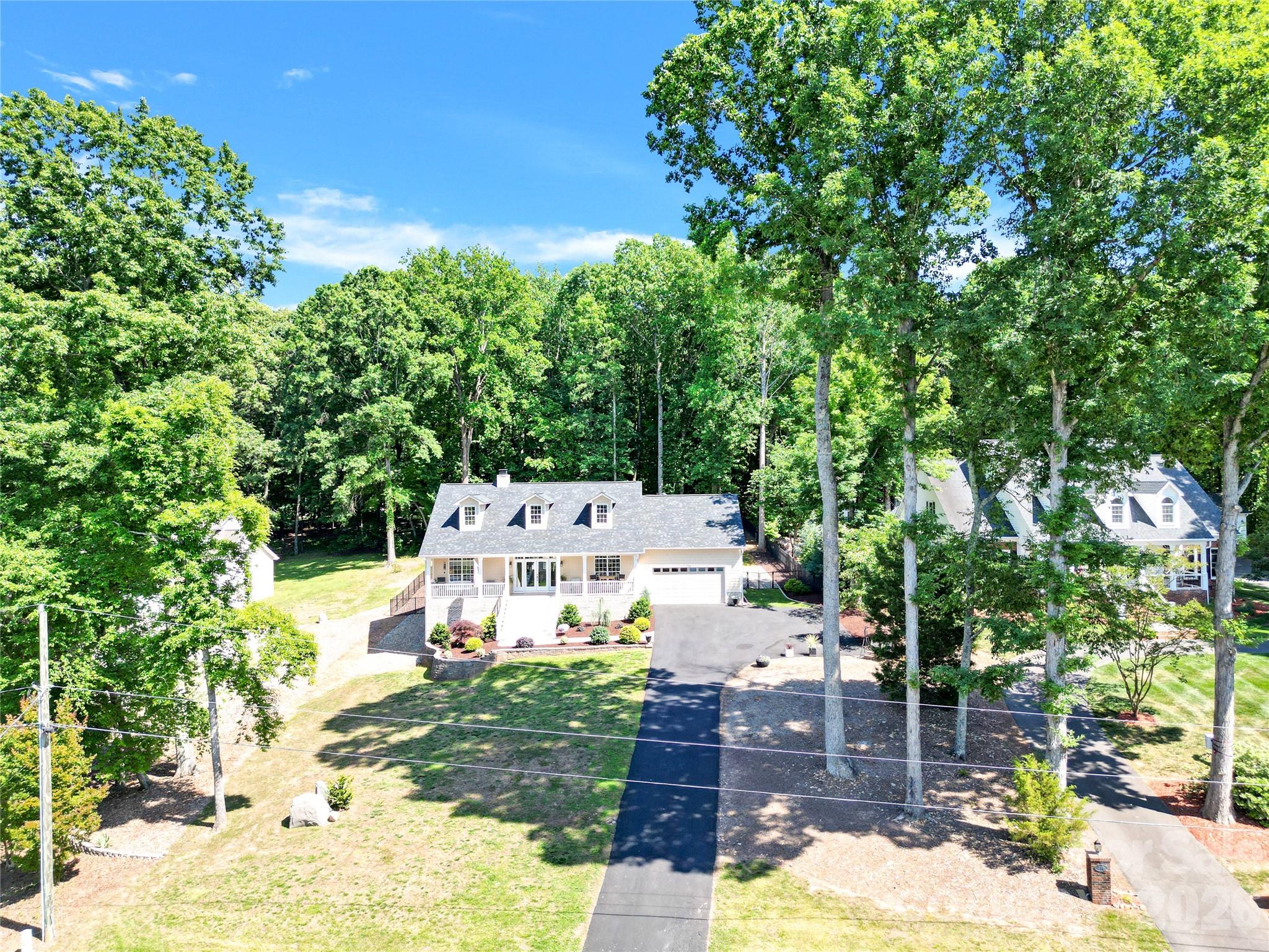 724 Big Indian Loop, Mooresville, NC - photo 4 of 49