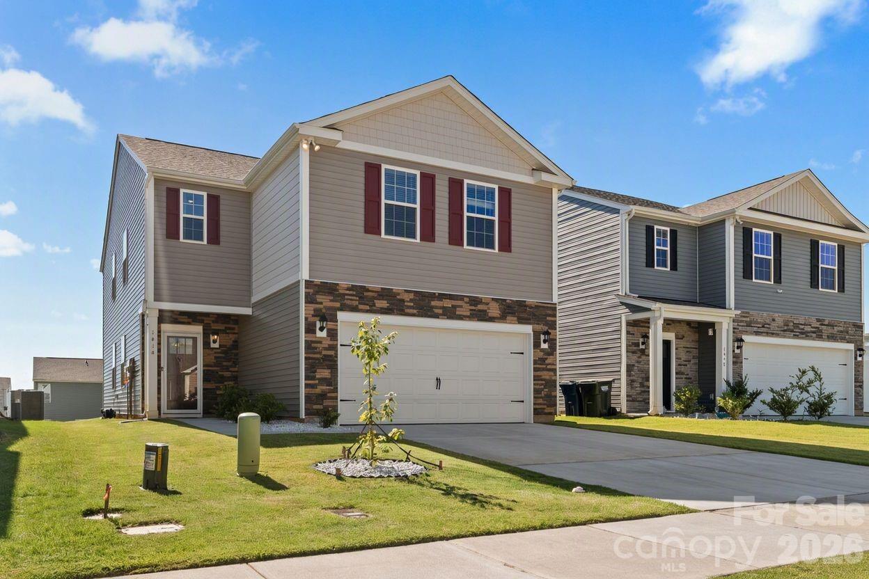 1414 5th Street Drive NE, Hickory, NC