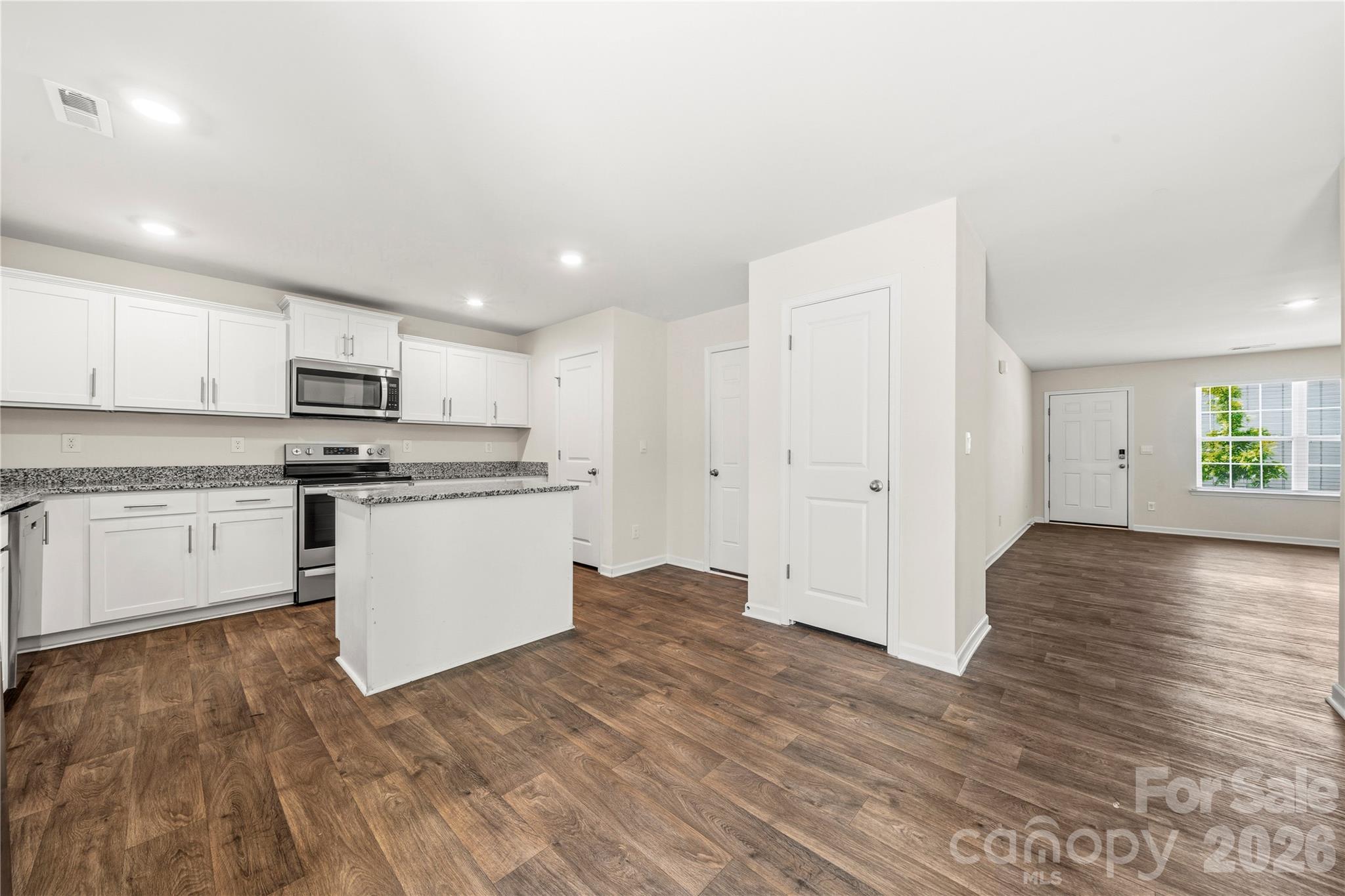 2209 Lilium Drive, Charlotte, NC - photo 8 of 32
