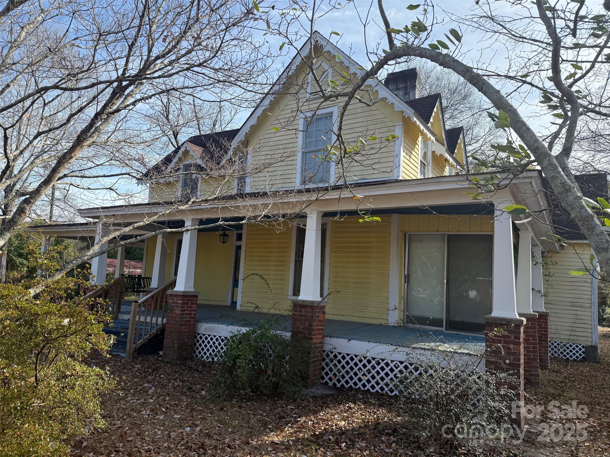 1801 Overbrook Road, Kershaw, SC - photo 3 of 21