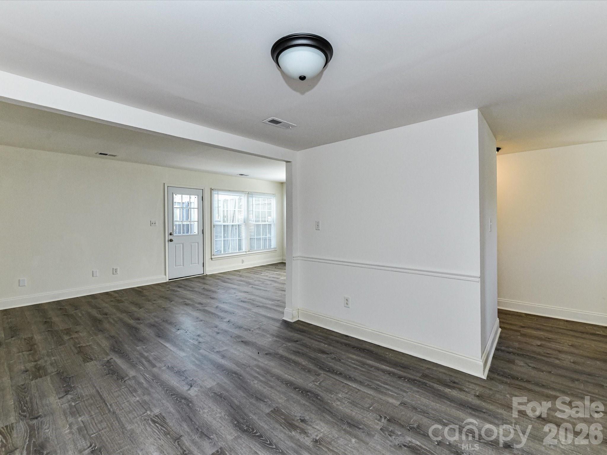 Photo 13 of 8322 Knights Bridge Road, Charlotte, NC