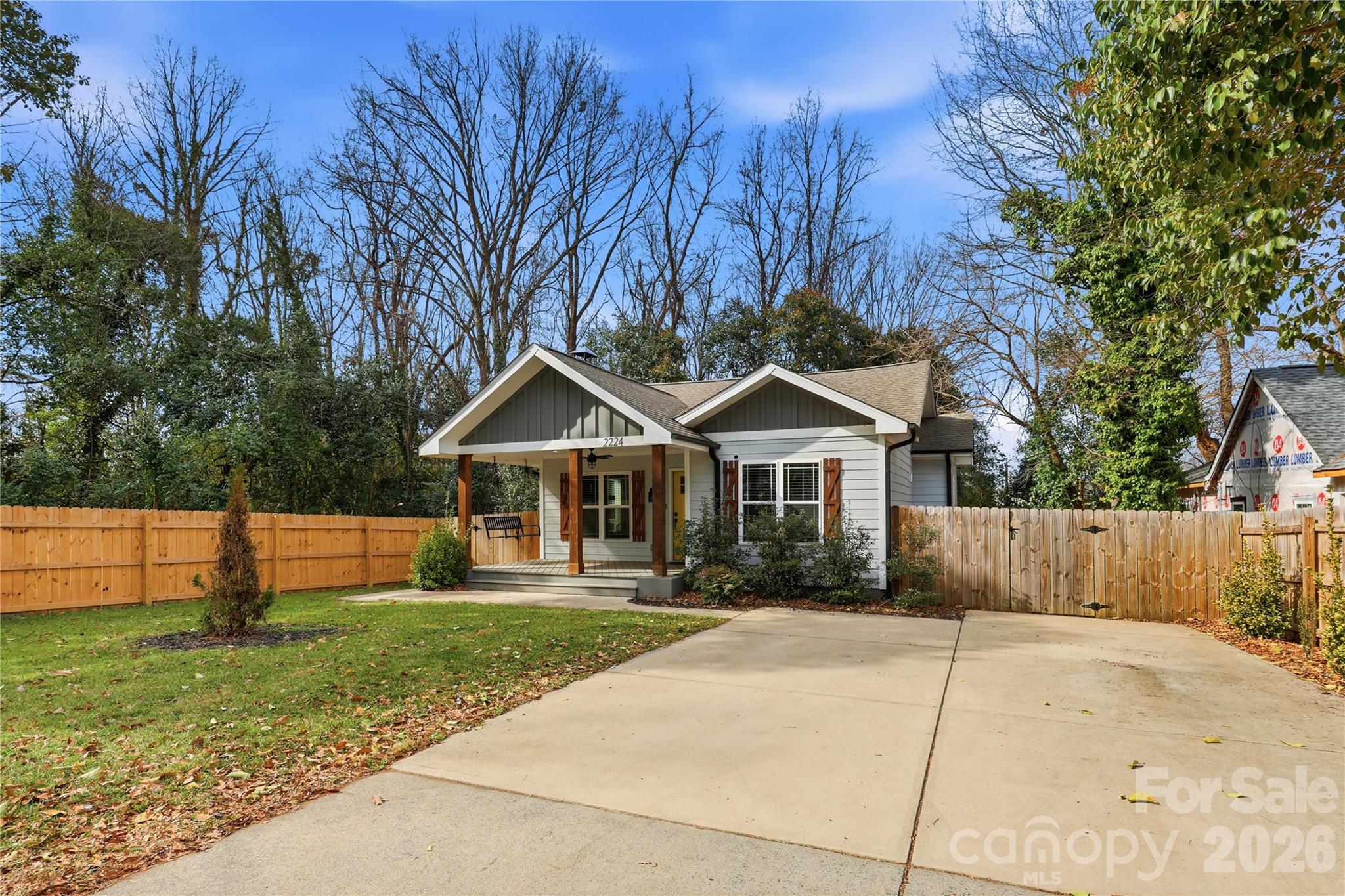 Photo 2 of 2224 Weyland Avenue, Charlotte, NC