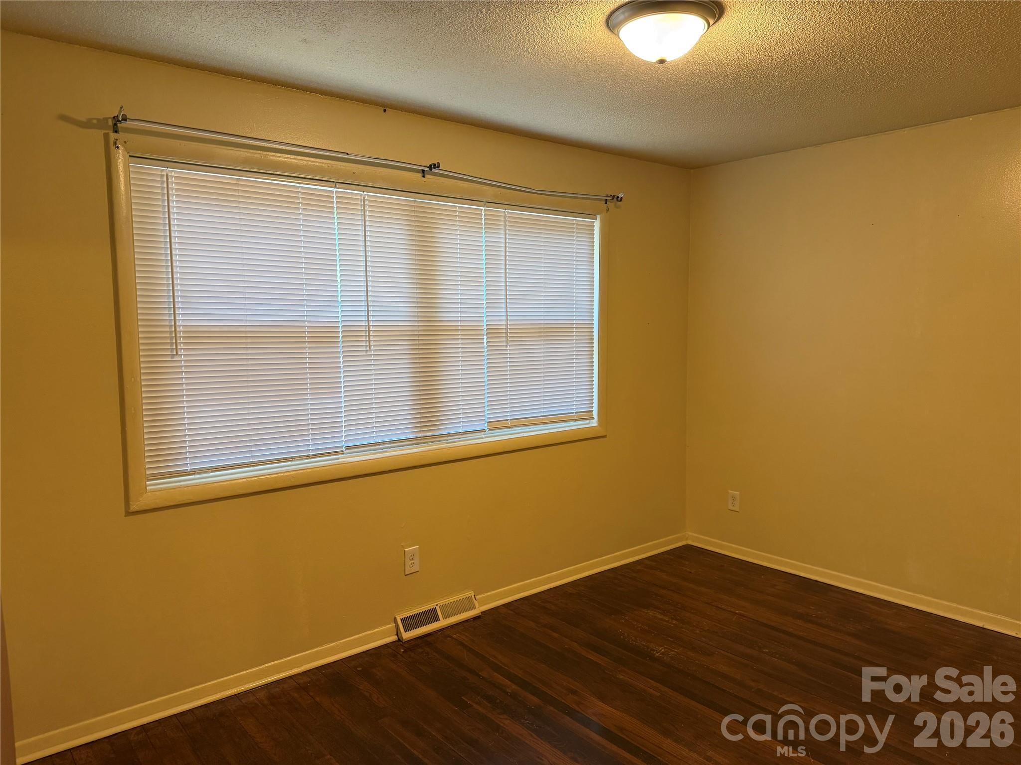 Photo 3 of 4101 Foxford Place, Charlotte, NC