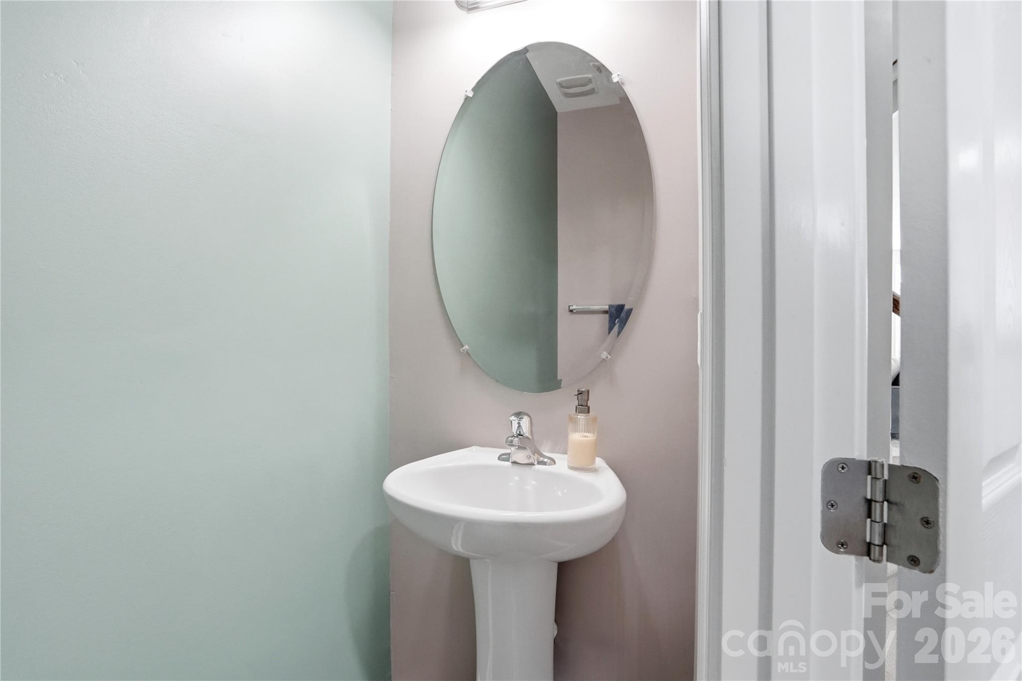 10005 Kings Parade Boulevard, Charlotte, NC - photo 19 of 46
