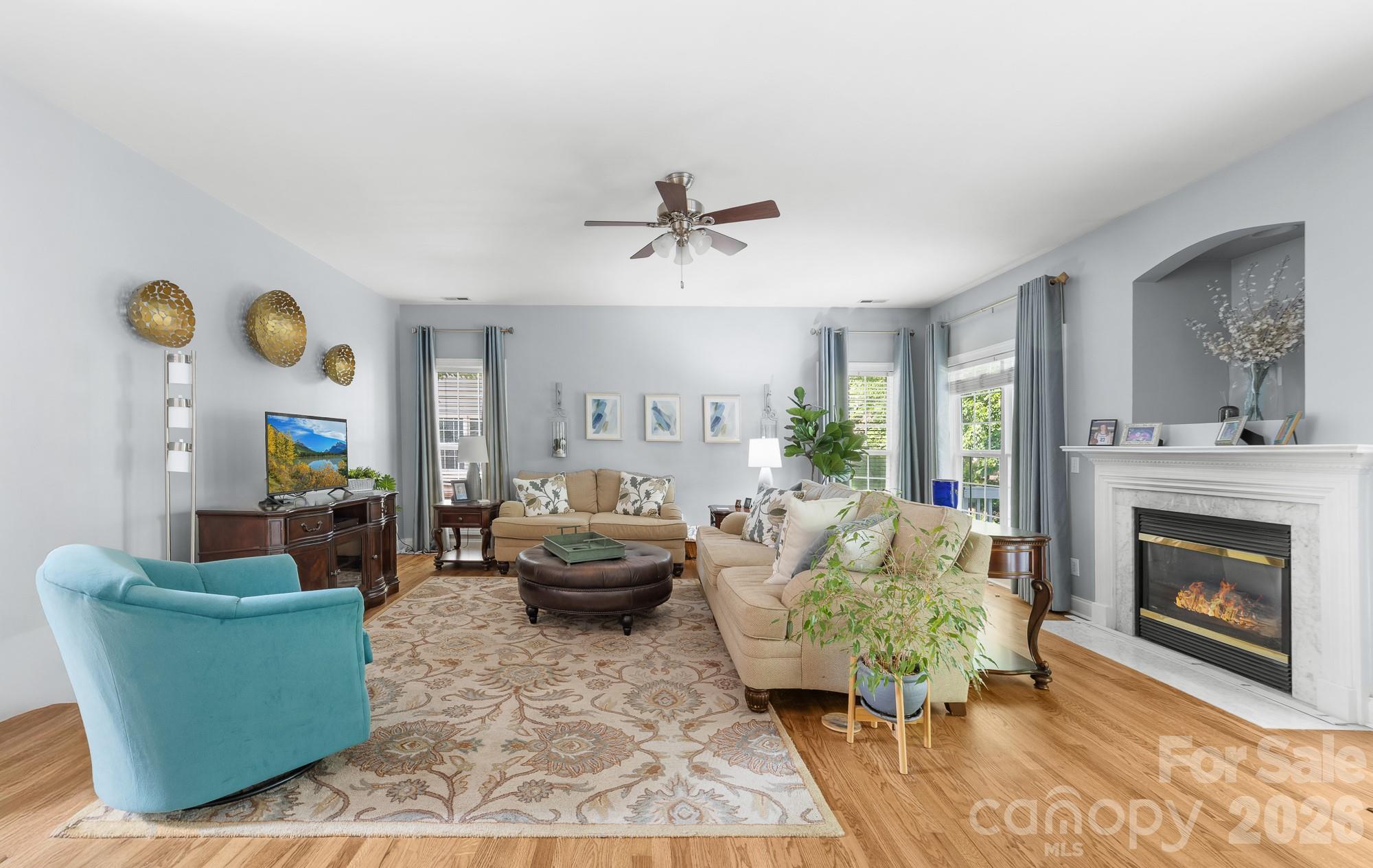 8812 Kingston Forest Drive, Charlotte, NC - photo 17 of 37