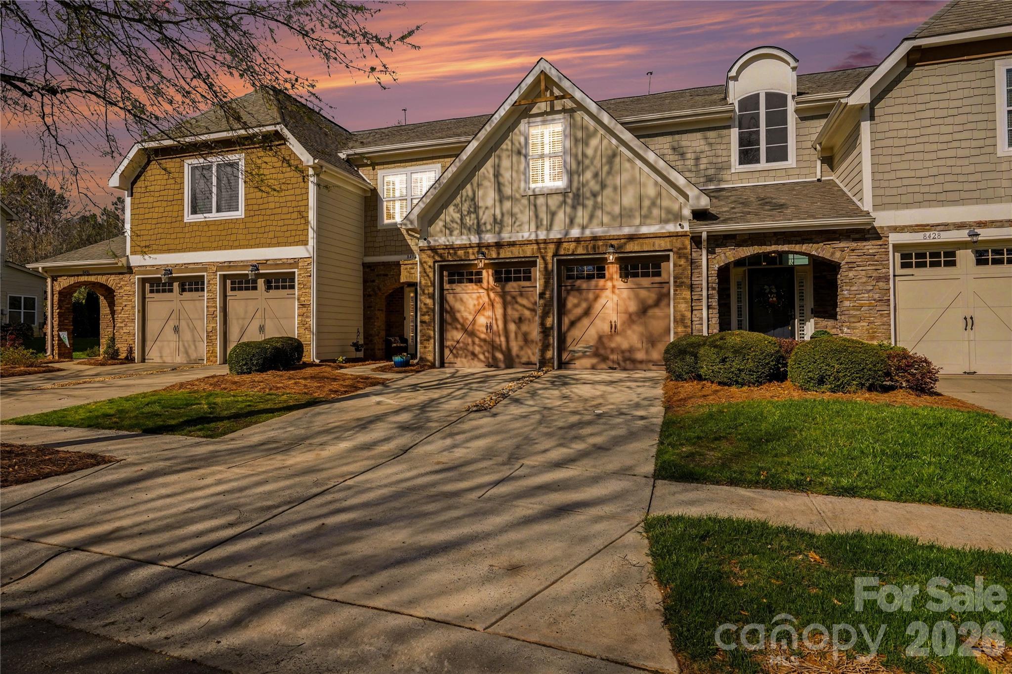 Photo 2 of 8432 Loxton Circle, Charlotte, NC