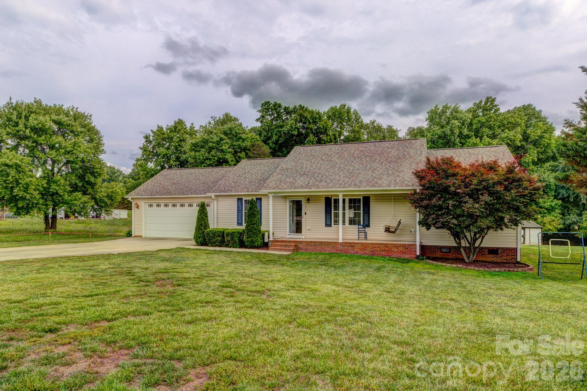 Photo 3 of 4671 Garys Place, Crouse, NC